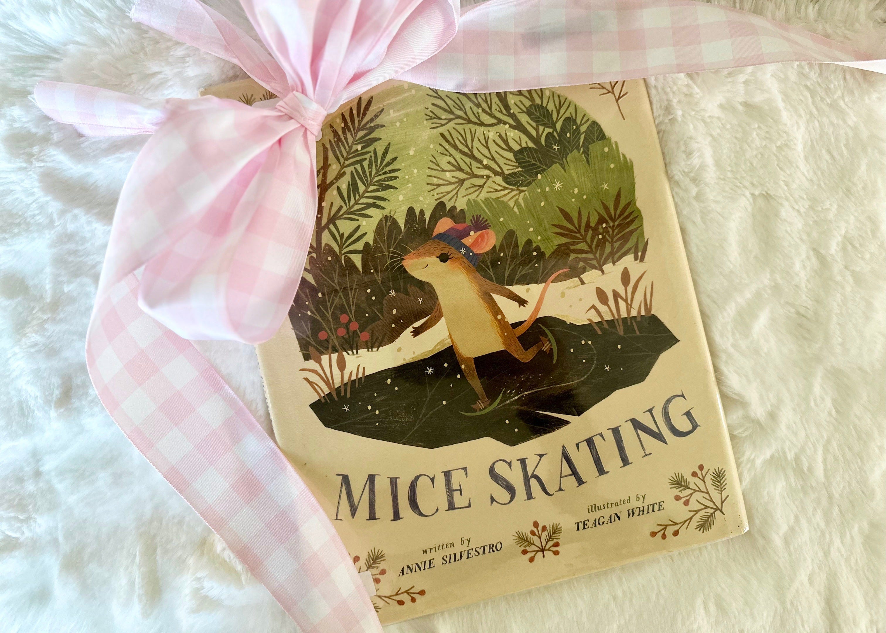Book study: "Mice Skating" - by Kristin Long - Petite Reads