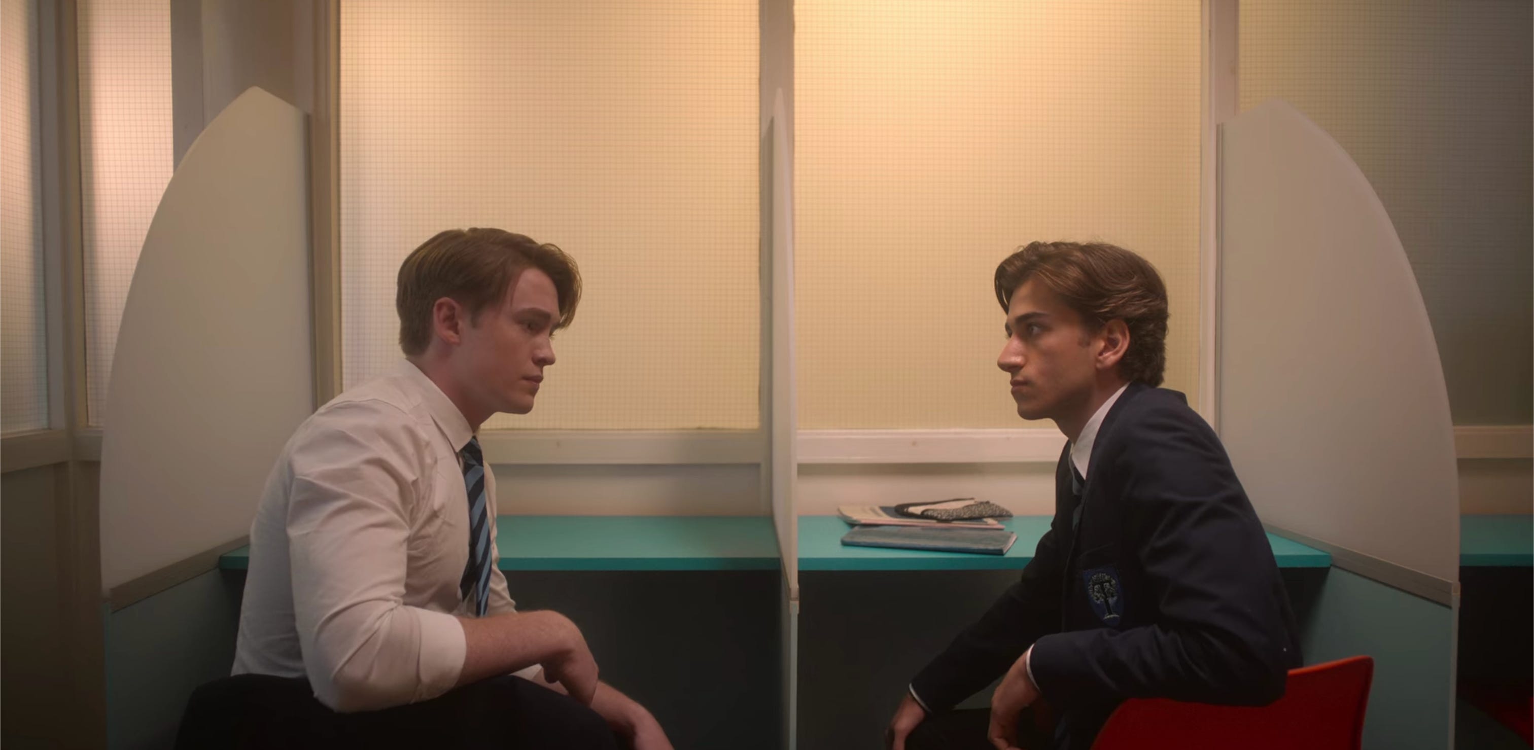 Review: Heartstopper, "Out" & "Family" | Season 2, Episodes 1 & 2