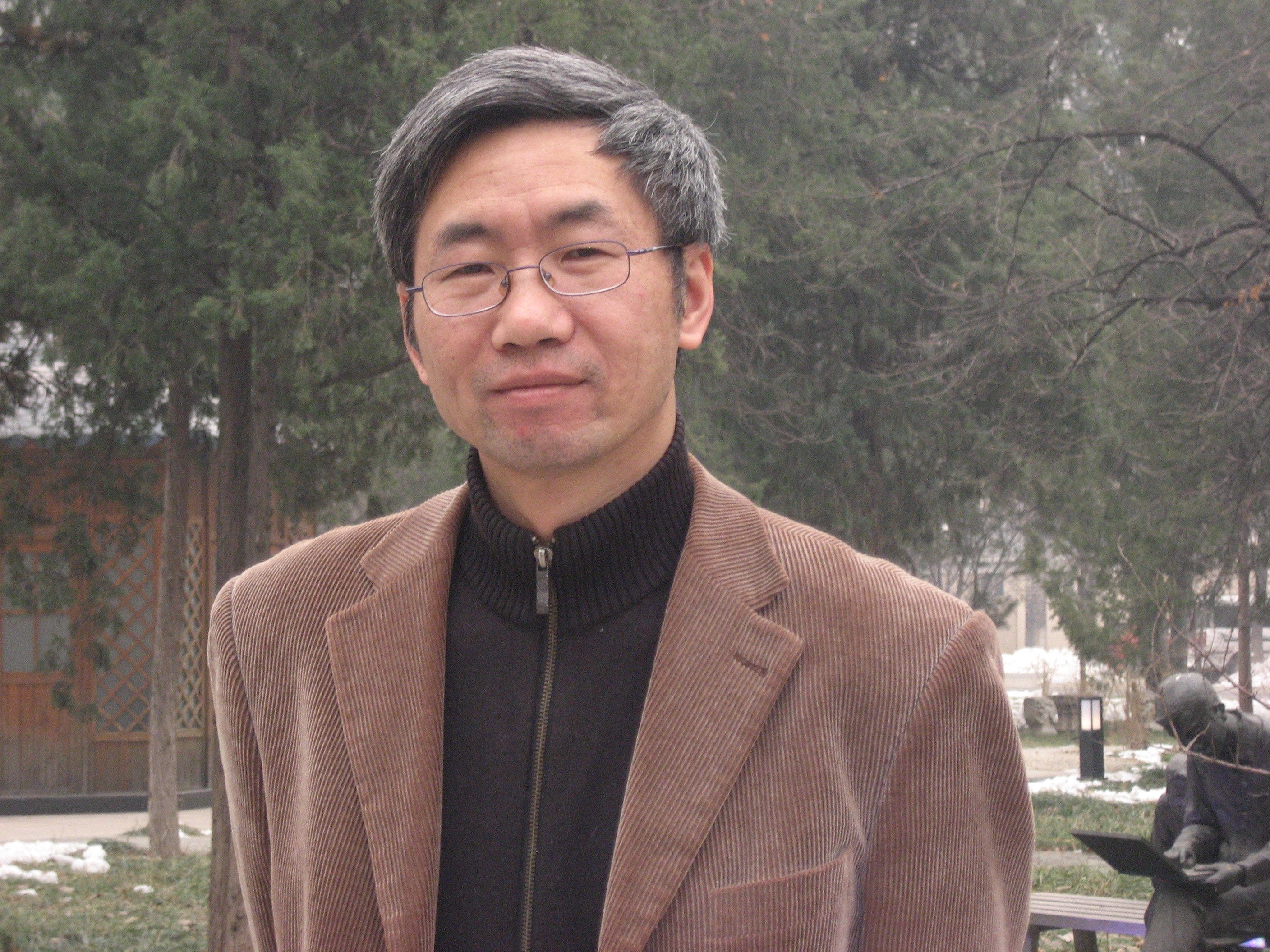 Shiping Tang: A fragile decade ahead? - by Zichen Wang