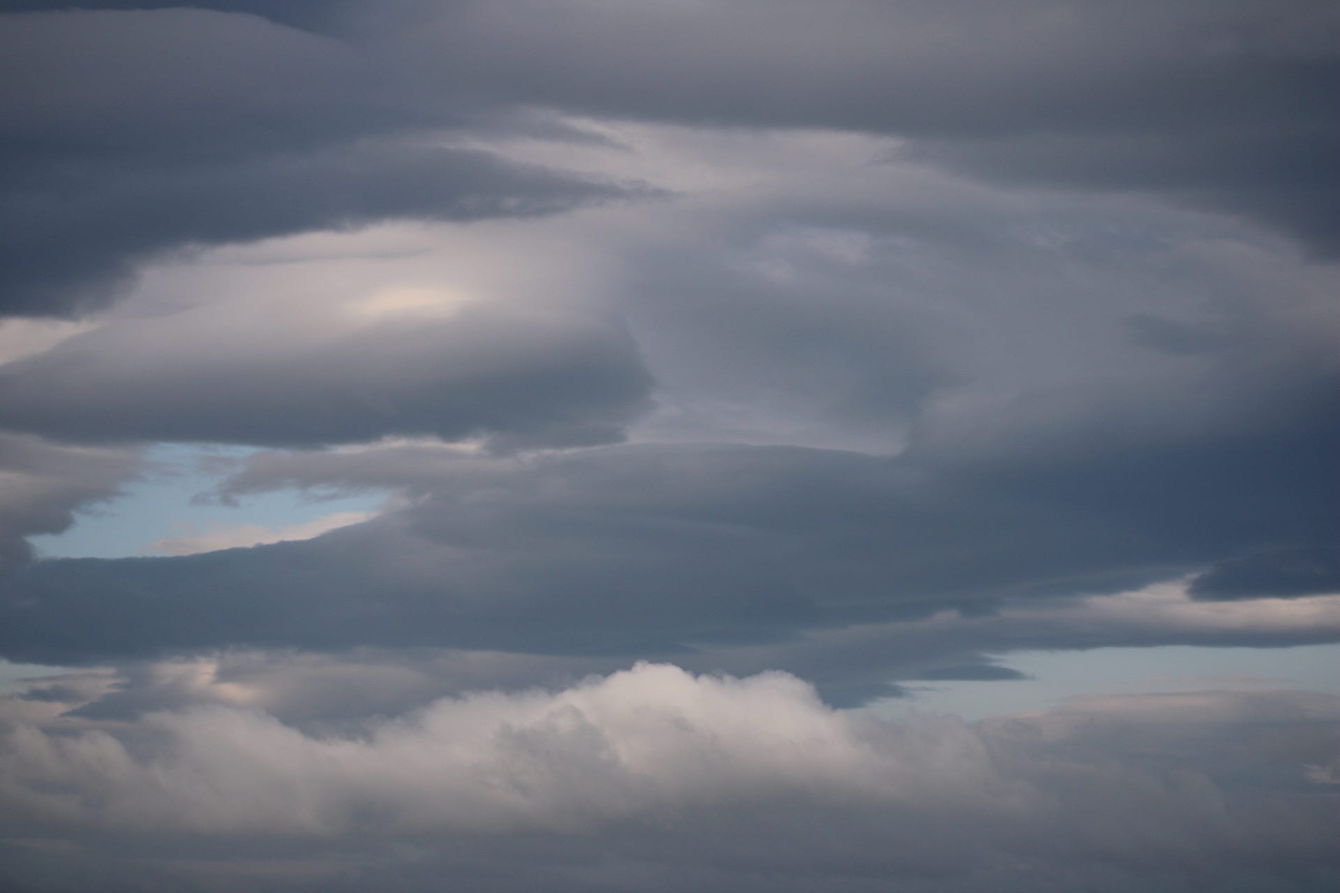 52 Ways to be Mindful: Cloud Watching - by Ellie Macdonald
