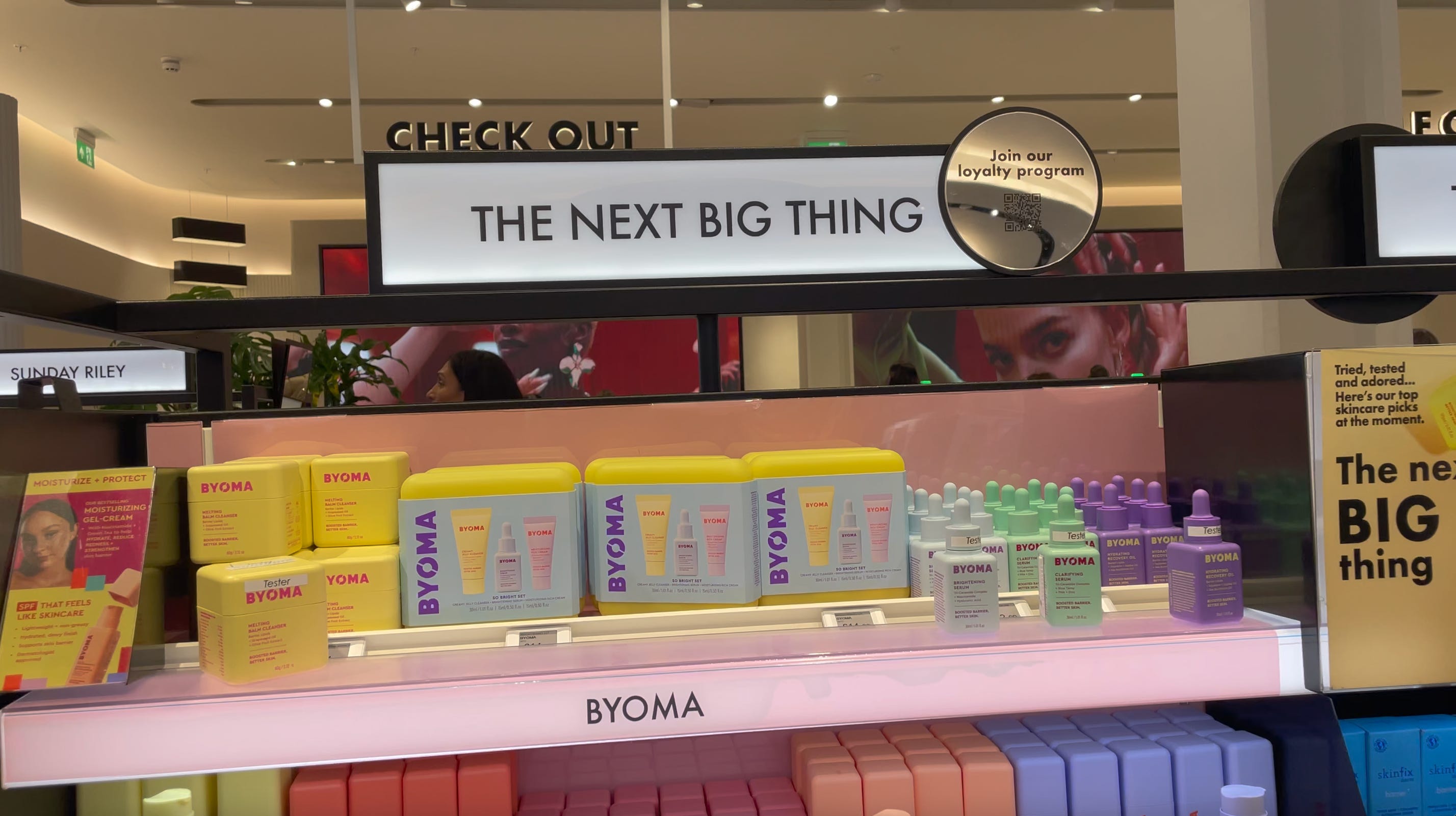 Beauty FOMO Unmasked: The Temptation to Purchase Everything You See Online