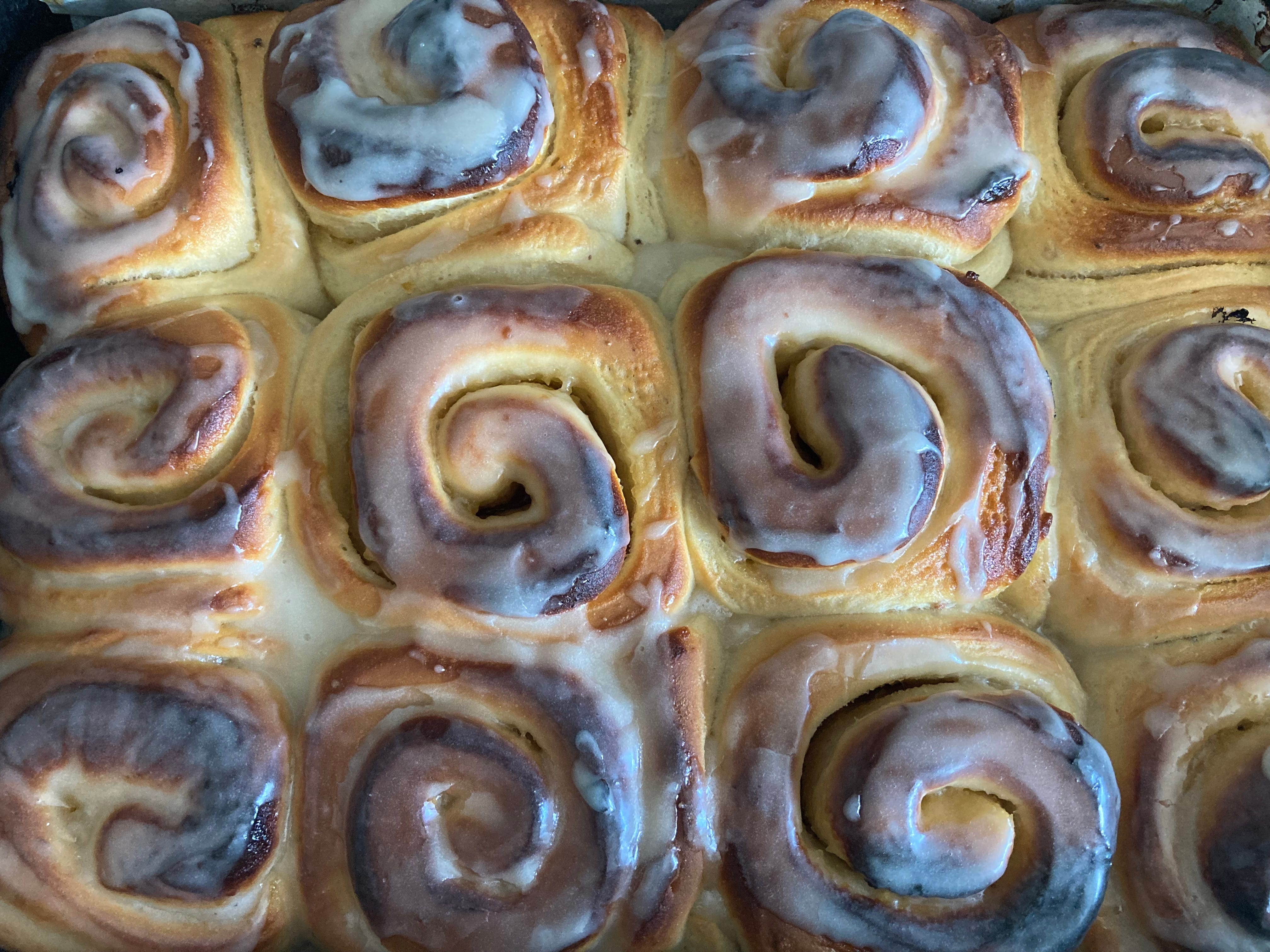 Recipe: Lemon Curd and Cardamom Buns