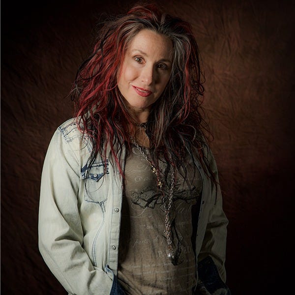 Danielle Egnew | Substack