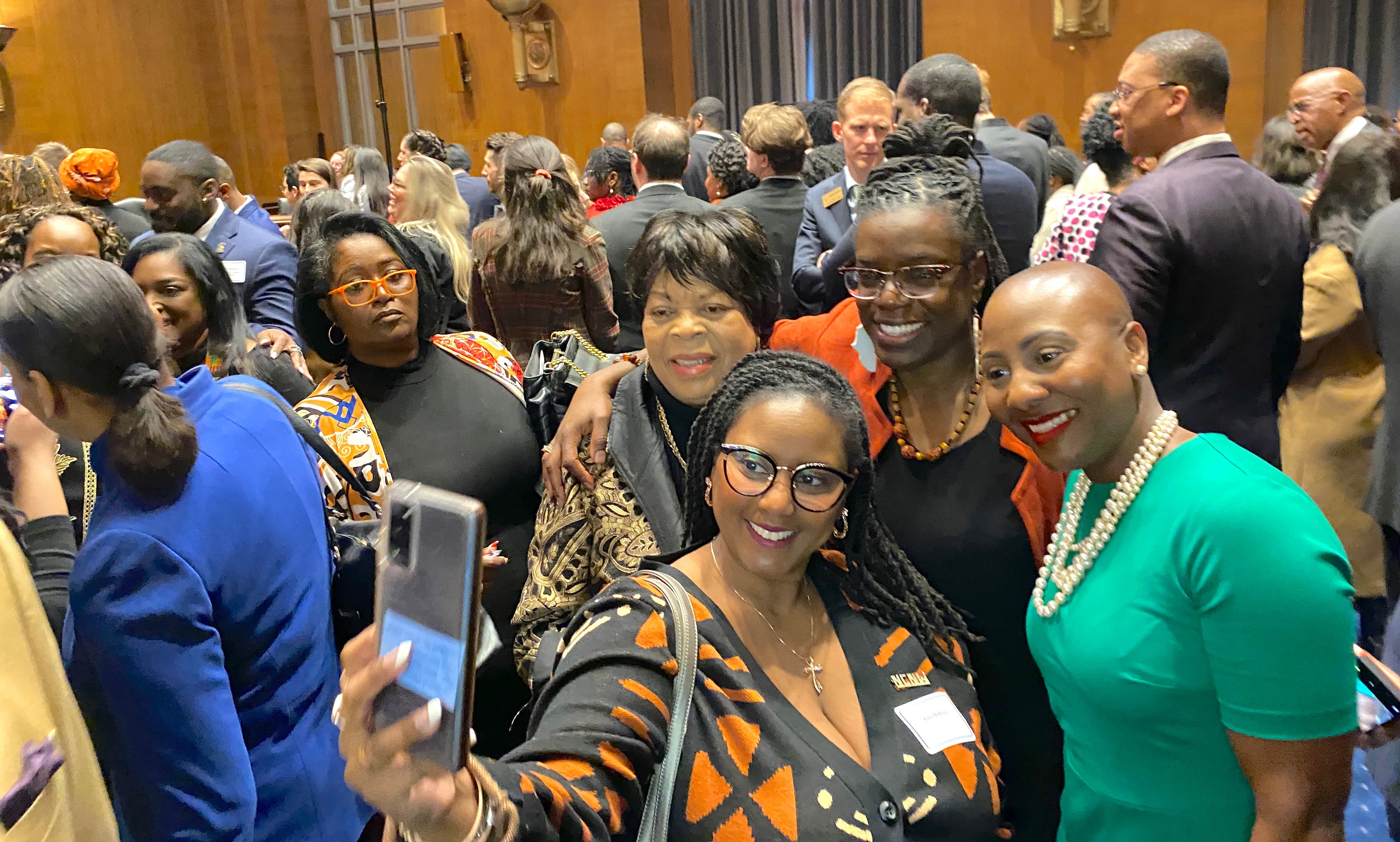20 Photos: #BlackHistoryMonth ☕️ with @MarkWarner @TimKaine @BobbyScott ...