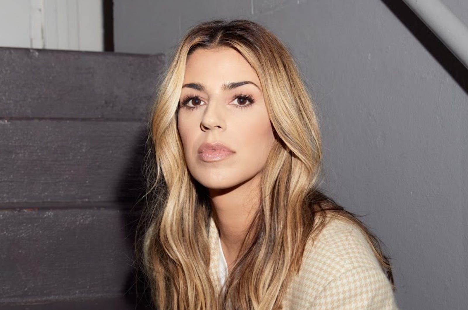 The Strange Split Reality of Brooke Fraser