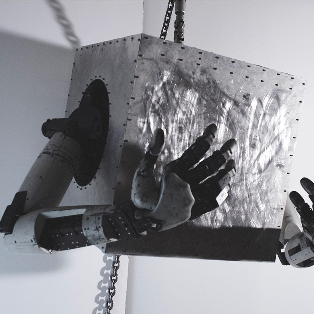 NM Short: Jordan Wolfson’s “Body Sculpture”