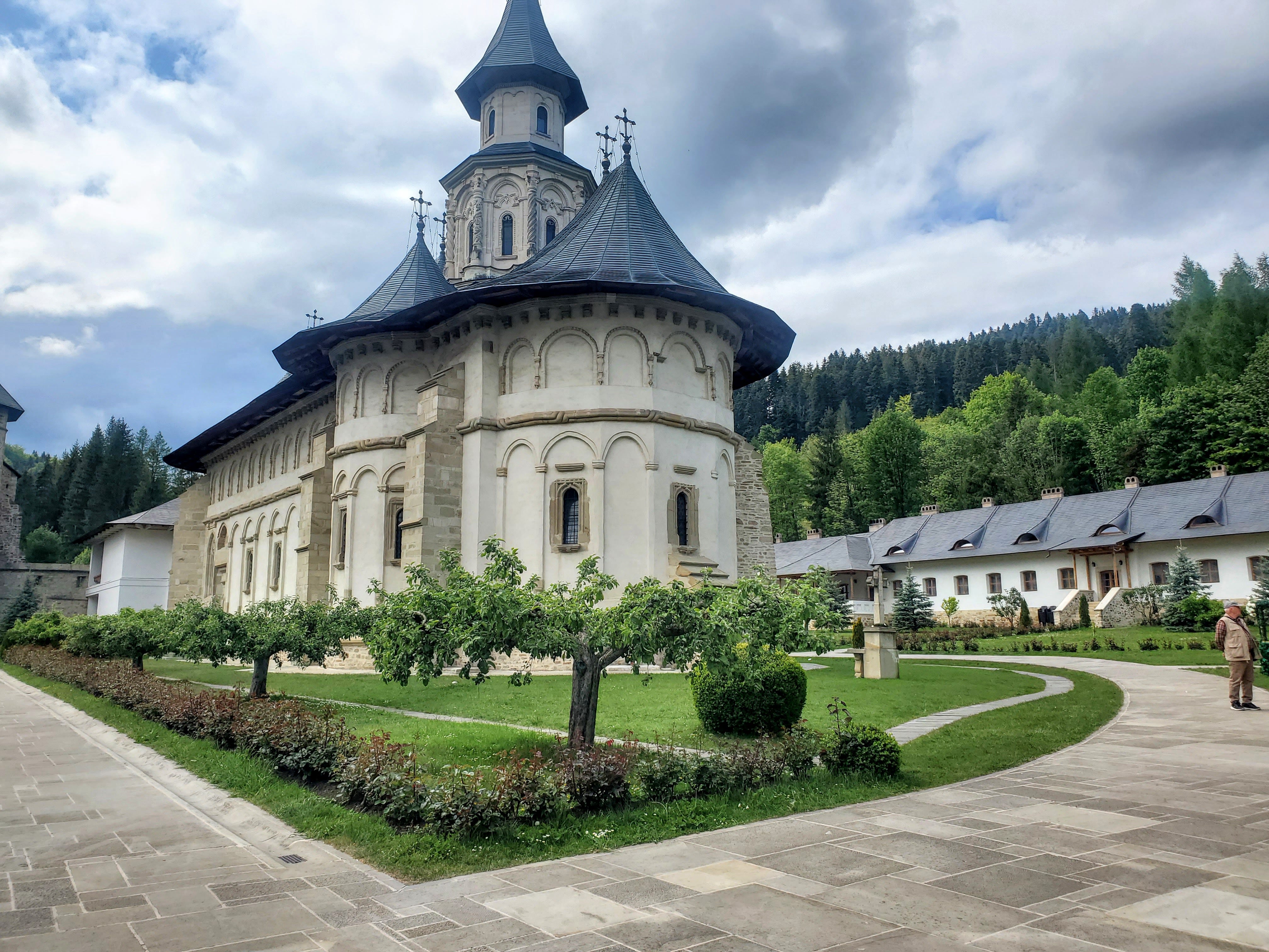 What I like about Eastern Orthodoxy - by Ryan Stoltzfus