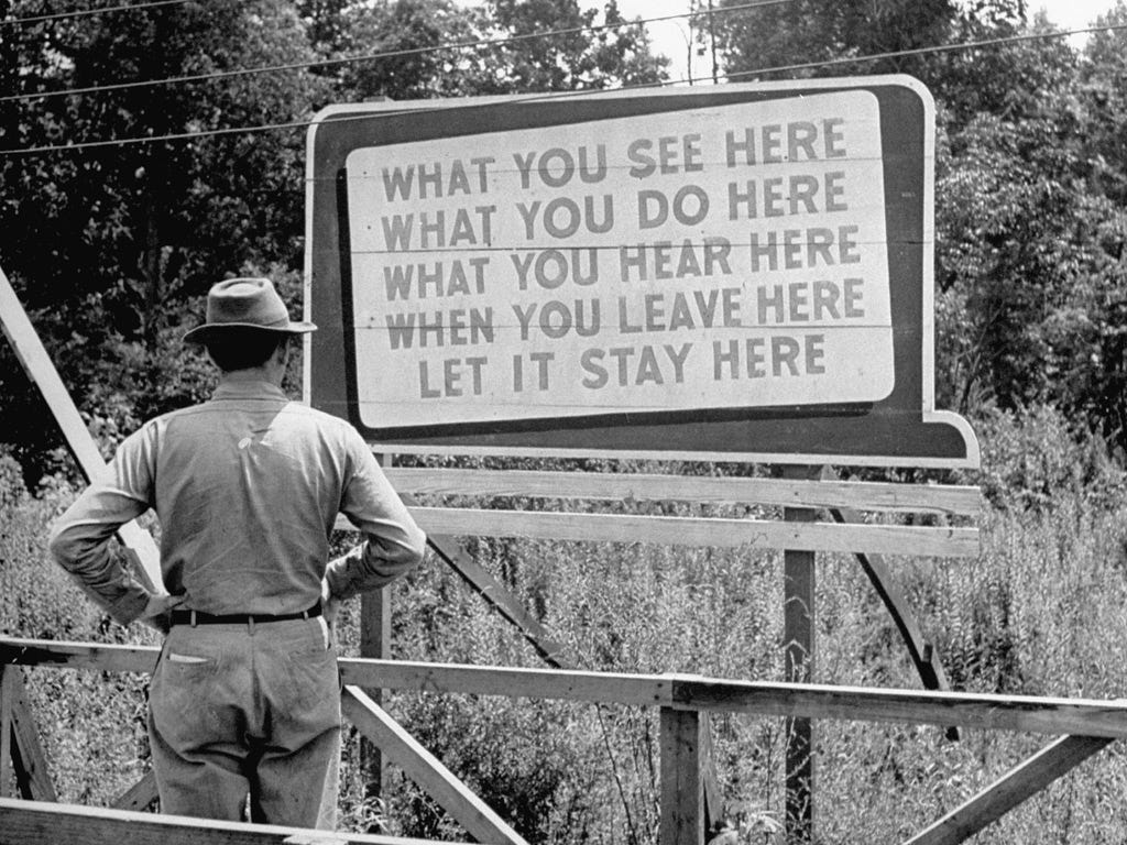 The Independent Sentinel #42 - by Javier Fuentes