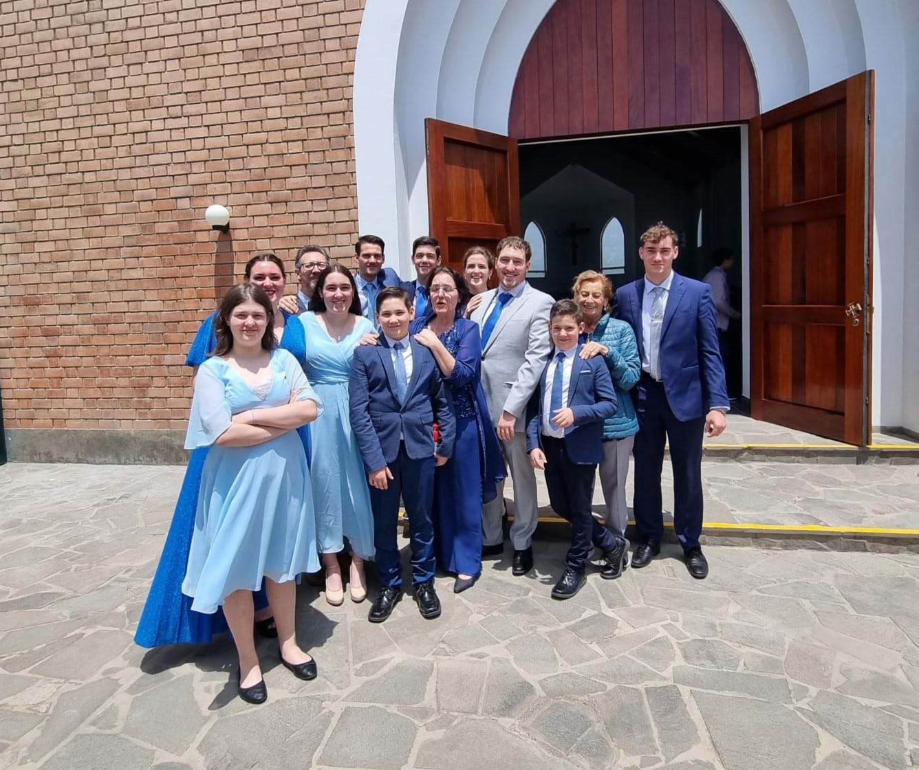 The parish at the top of the world - by Edgar Beltrán