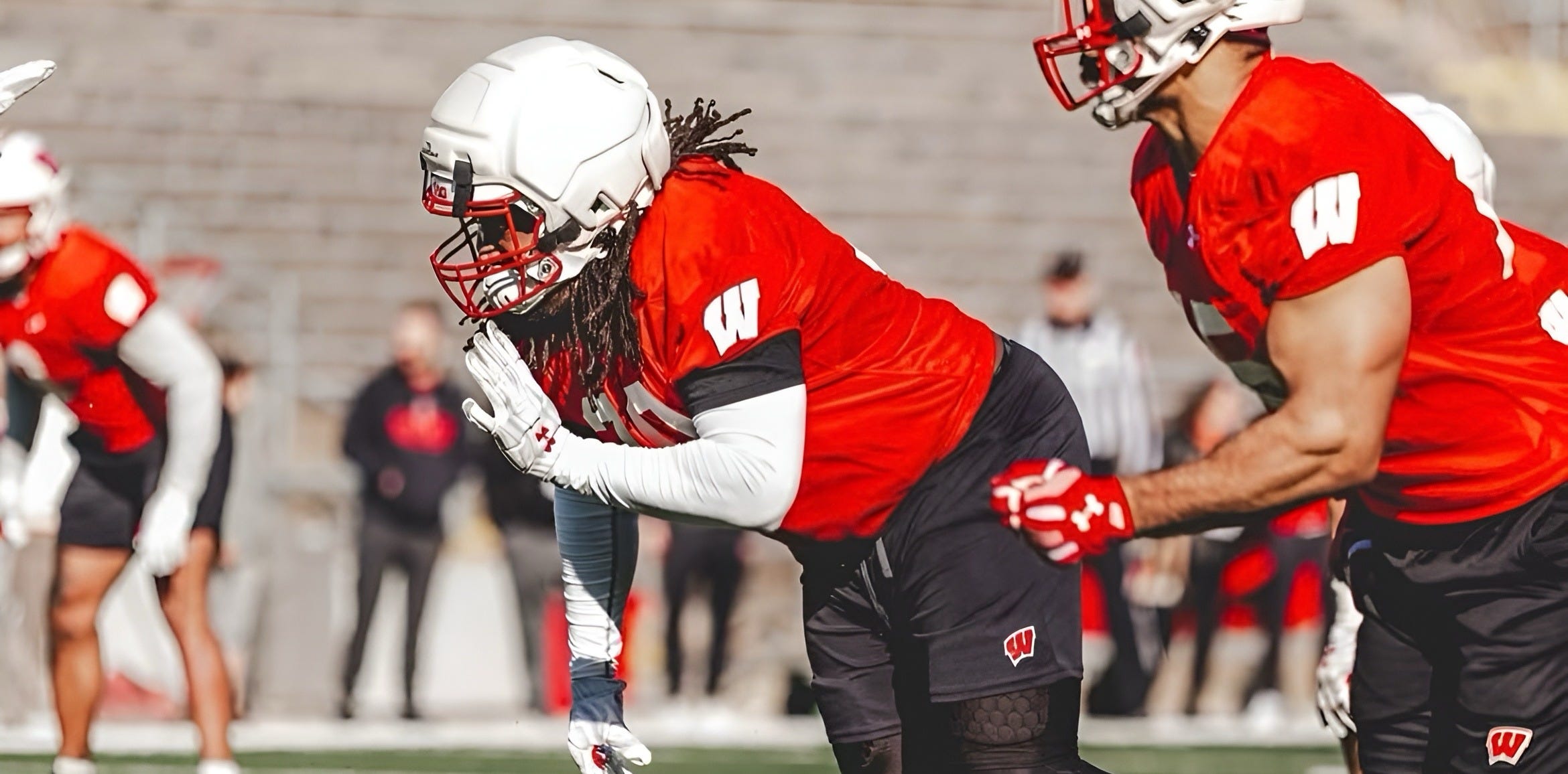 Wisconsin football banking on 'a lot of snaps' from transfer DL Charles ...