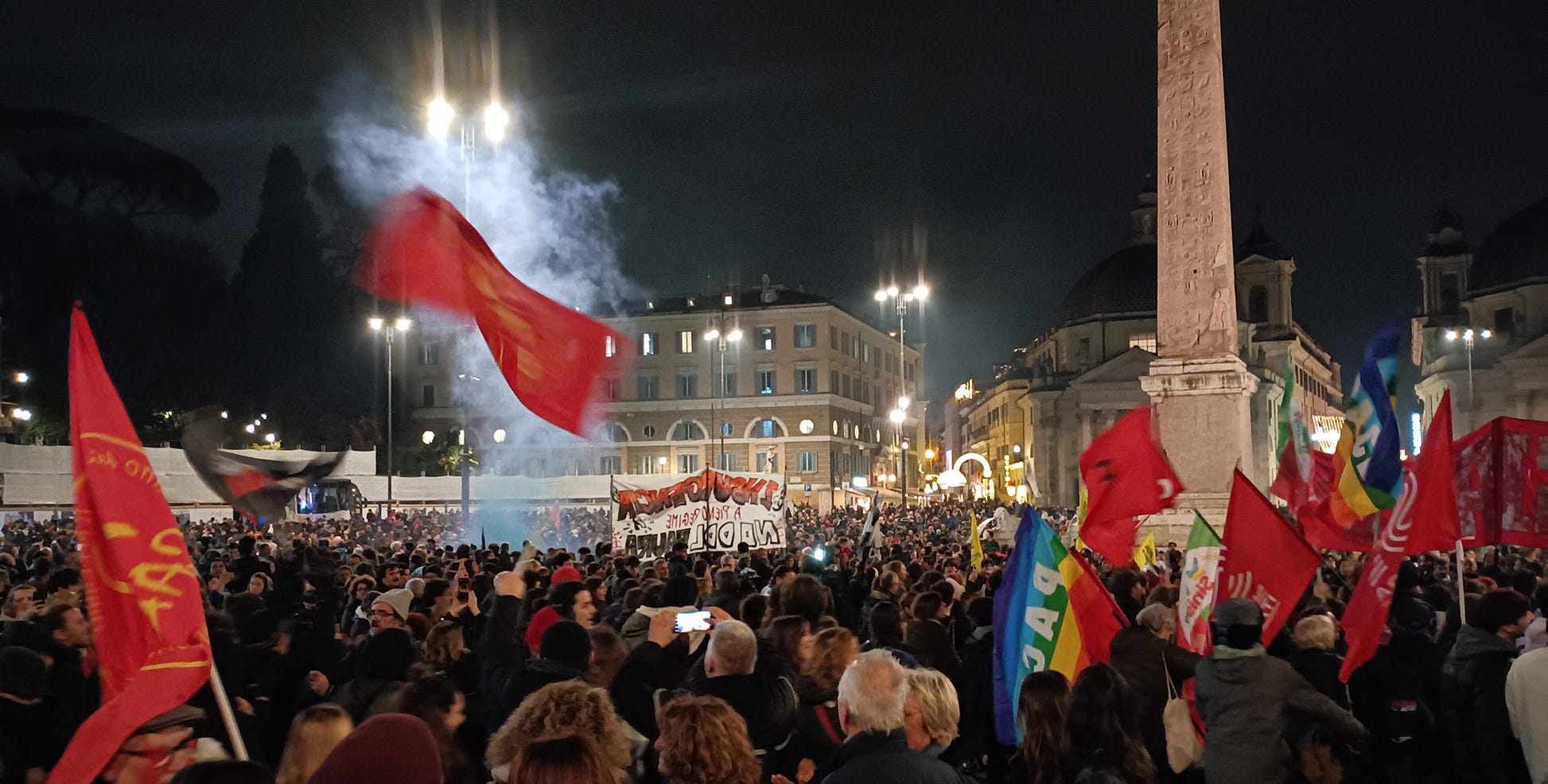 #659 La piazza è viva, nuovo codice della strada e le altre storie di Roma