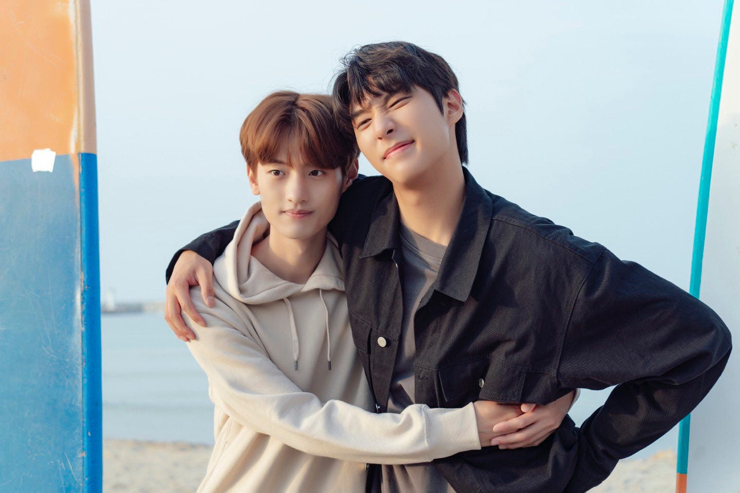 🤭 Chismecito BL: Mujeres en la industria, Merch de The Eight Sense ...