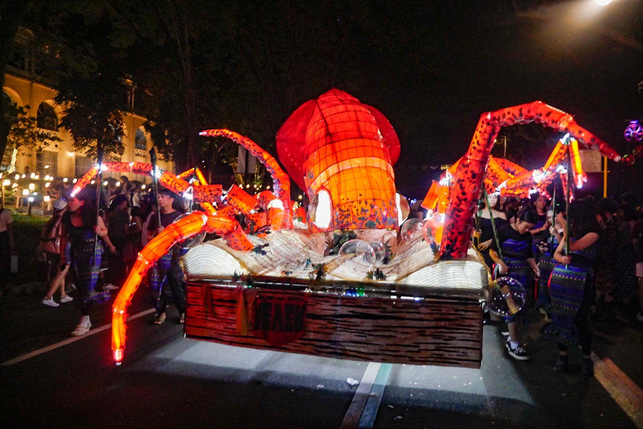 Giant Lanterns parade in sparkles - by George Buid