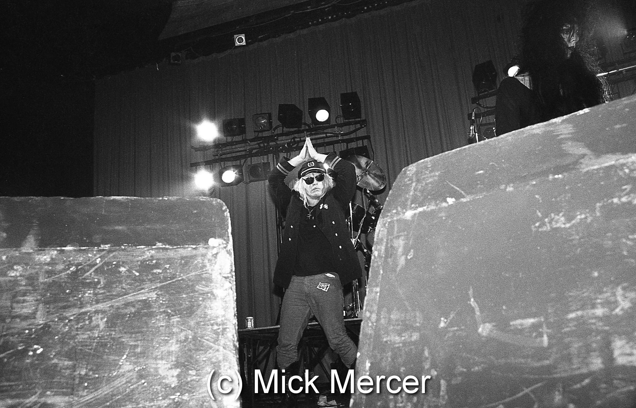 ON THIS DAY ... in 1983 - GUN CLUB (with Kid Congo + Patricia Morrison)!