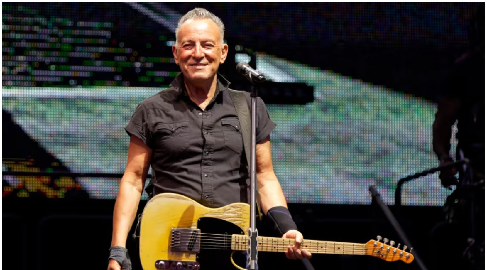 Bruce Springsteen, "taken ill," postpones shows; Luke Bryan cancels ...