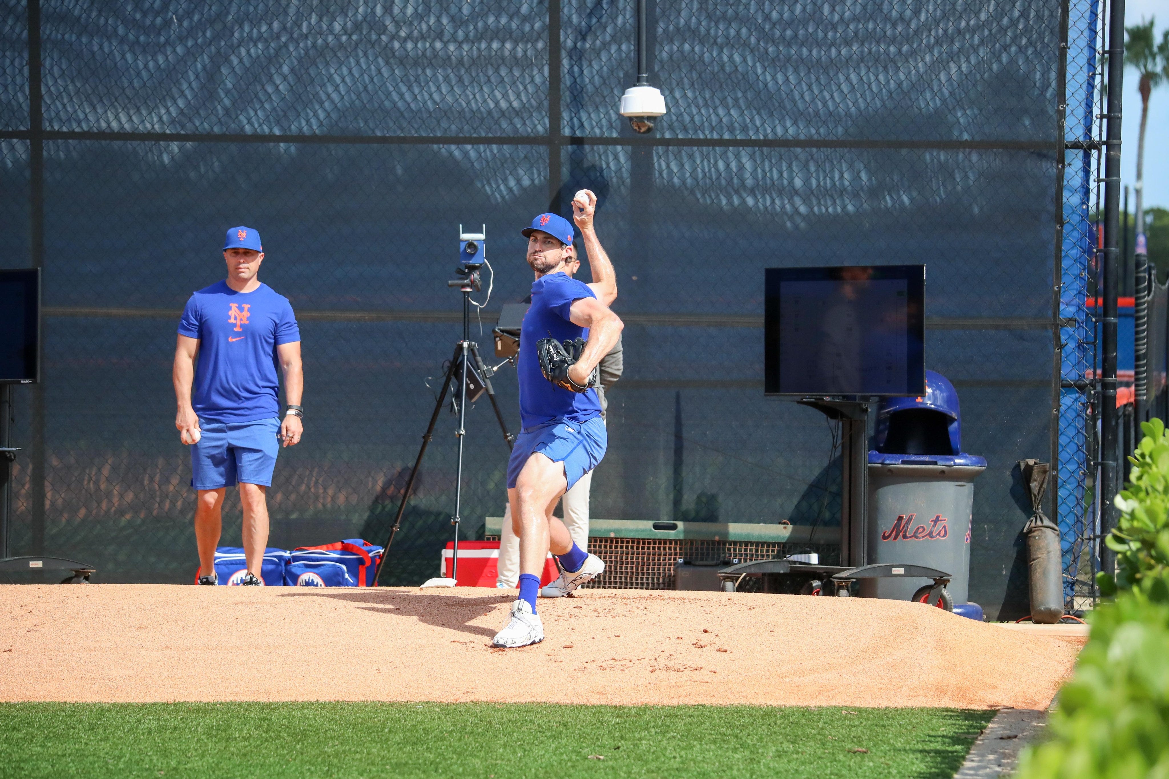 Is Clay Holmes Tipping His Pitches? And What is a Kick Change?