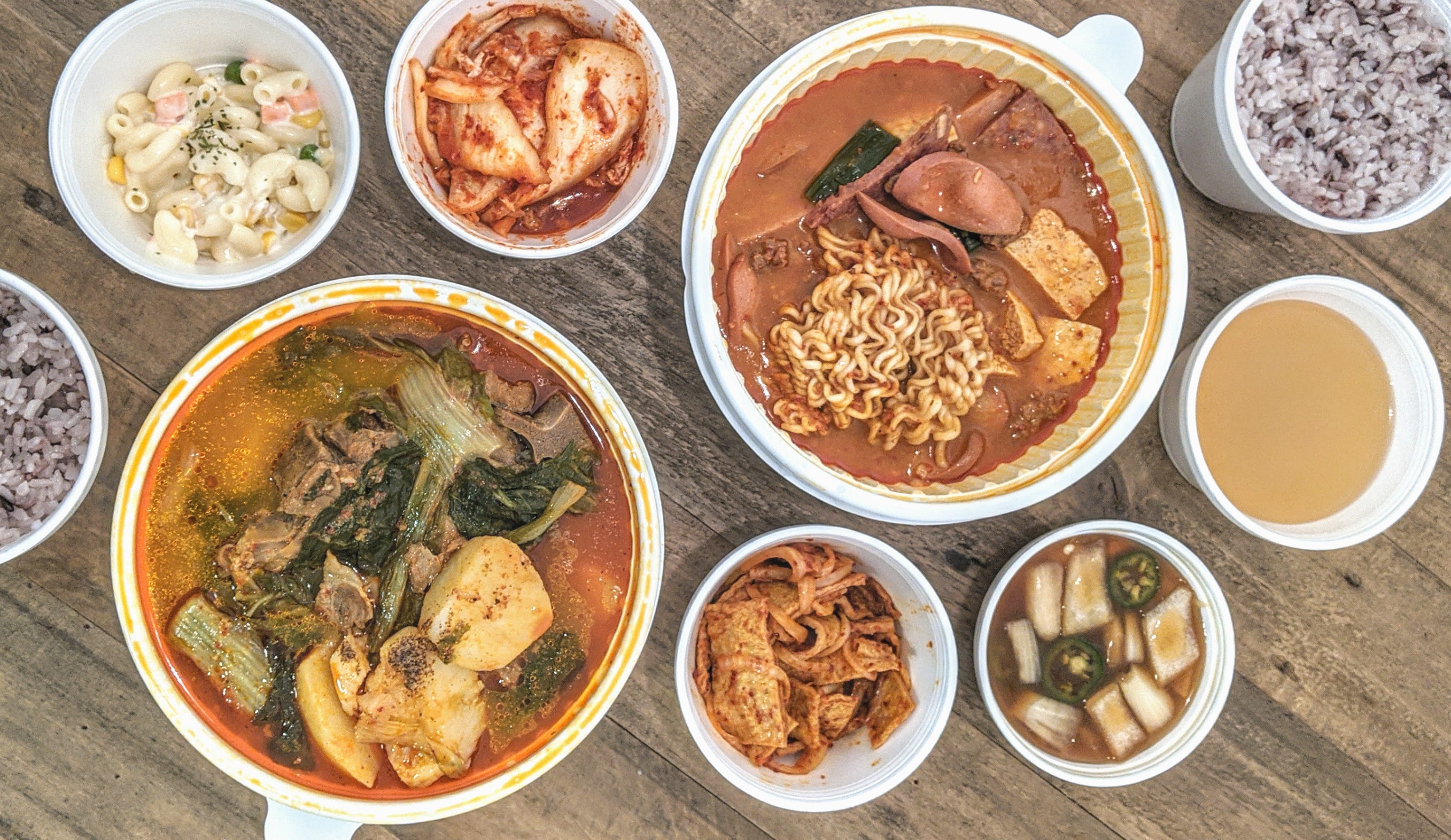 소문난 감자탕 Somunnan Korean Restaurant - by Jared Cohee