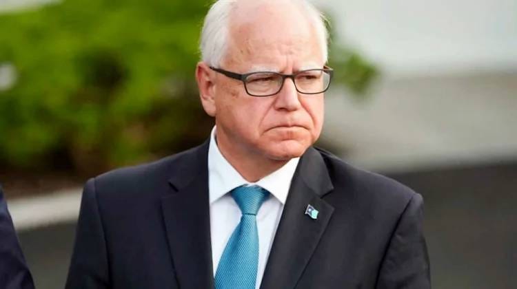 O verdadeiro Tim Walz - by Heitor De Paola