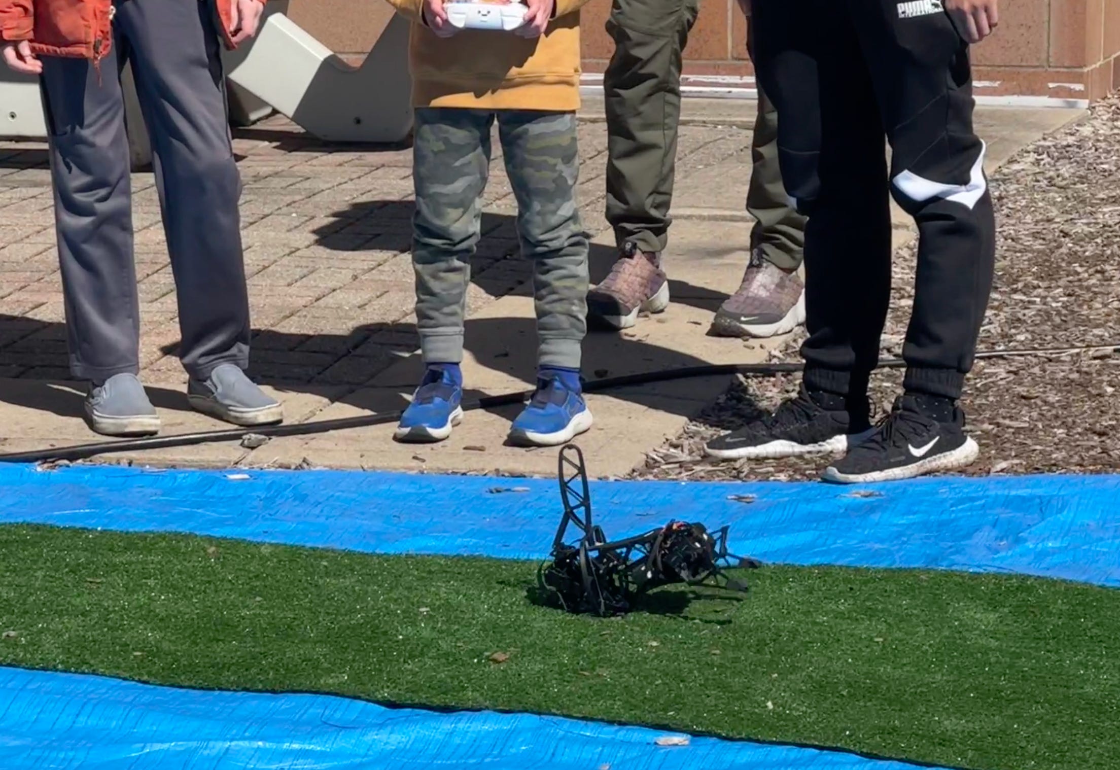 #16 Showing off - by Pintobotics