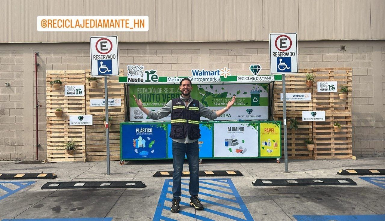 RECICLEMOS HOY PARA VIVIR MAÑANA. - by Juan Antonio Baca