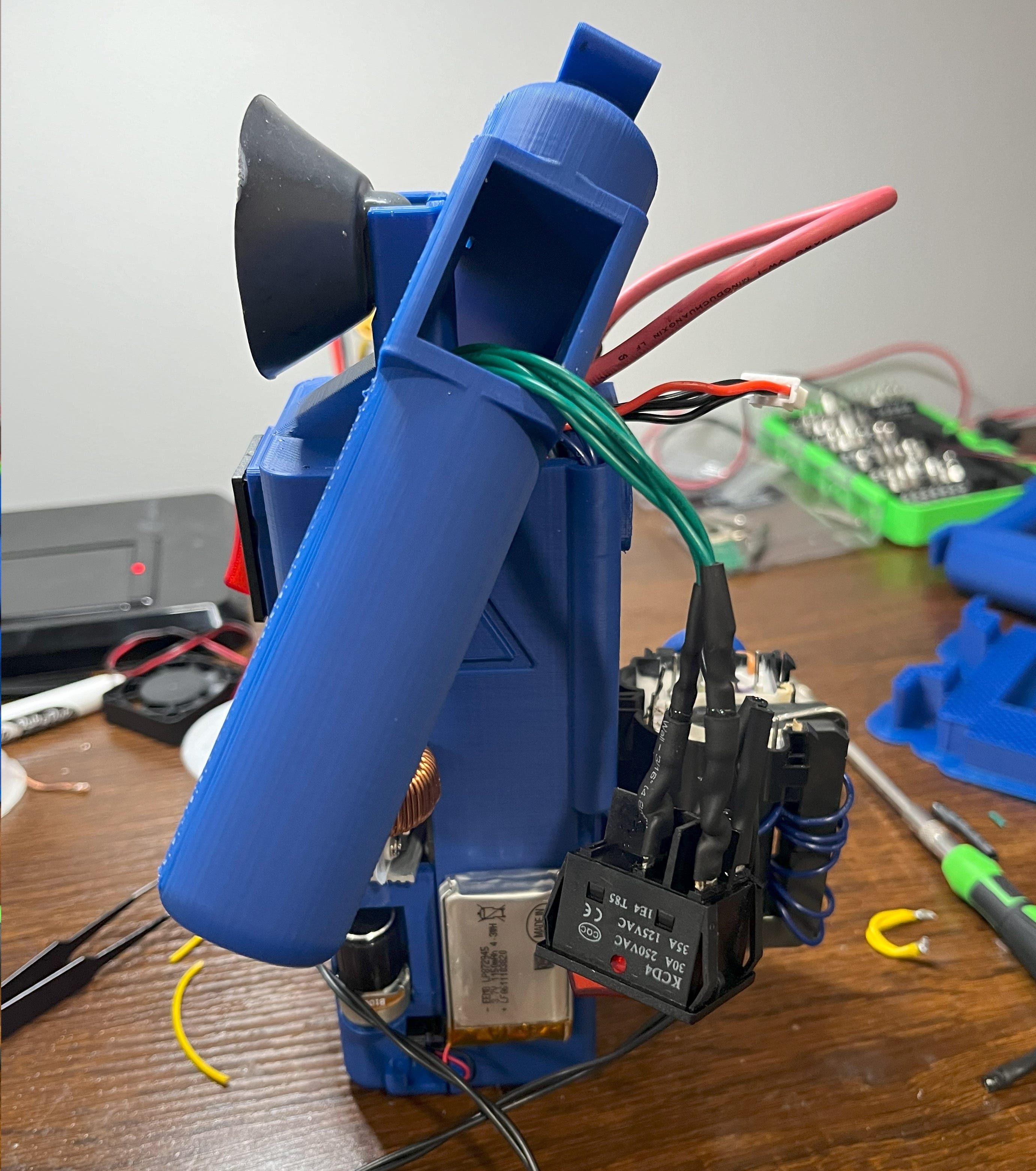 Build a Powerful High Voltage Generator That's Also an Induction Heater ...