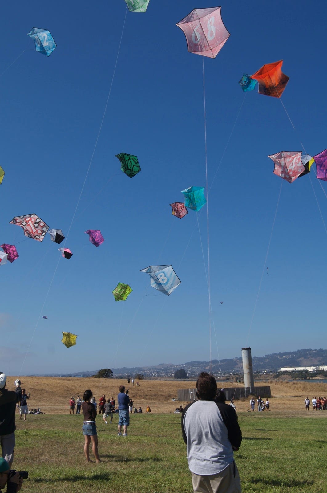 Kites and Tradition - by Leon - Hidden Japan