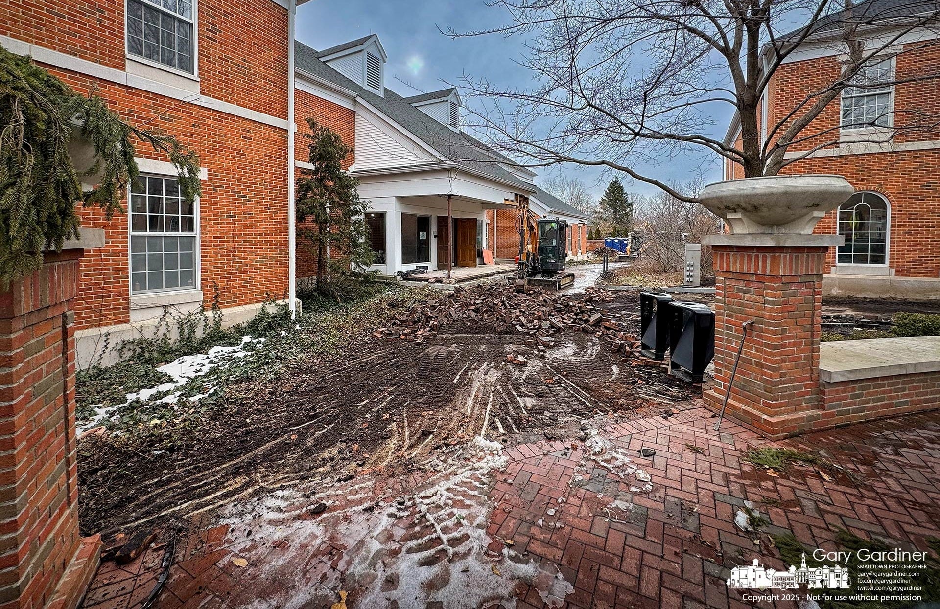 City Hall Demolition Nears Completion - by Gary Gardiner