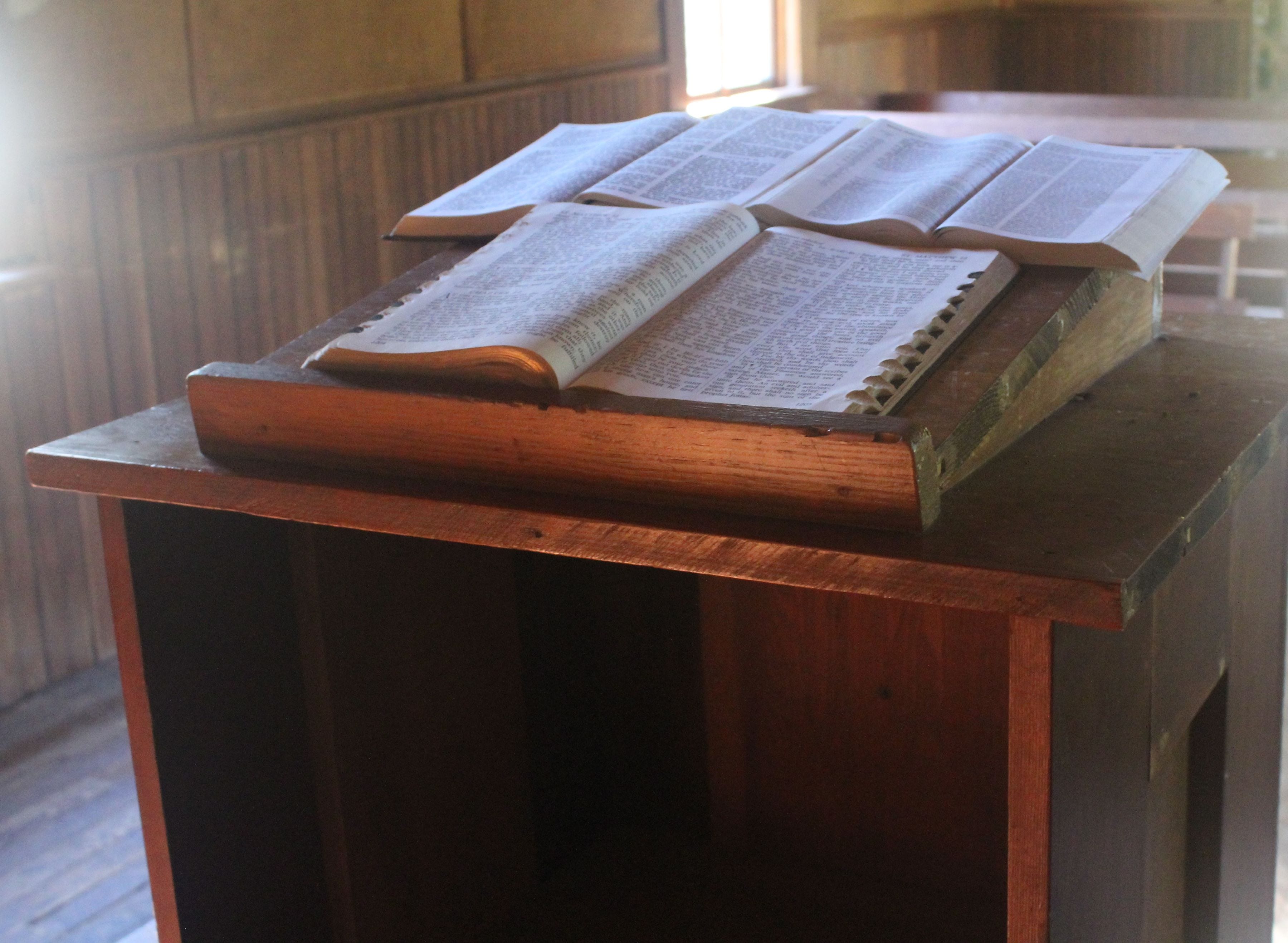 Golden, Oregon, Visit - Valley of the Rogue's Newsletter