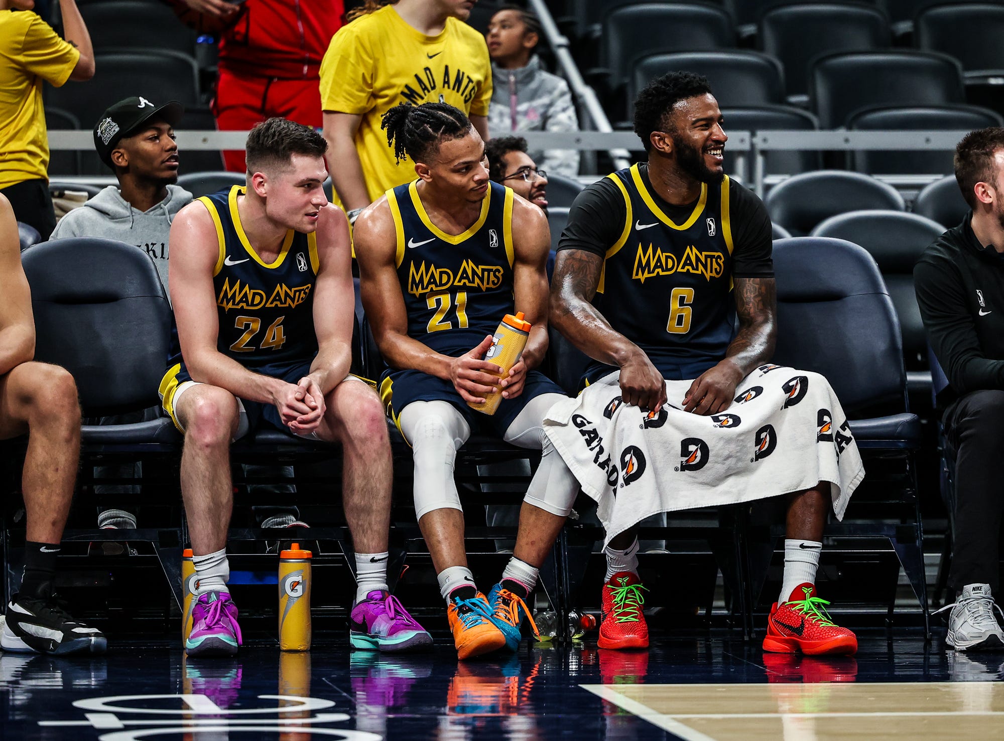 Isaiah Wong, Kyle Mangas added to G League Up Next game; Elfrid Payton, Jordan Bell named to ...