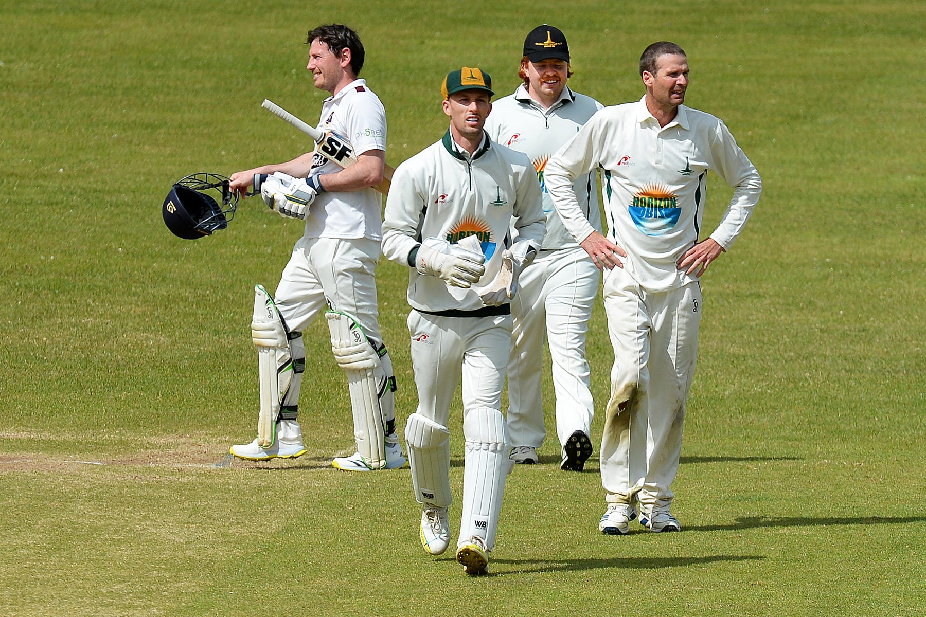 🏏 Cornwall Cricket: Clubs clinch Hawkey Cup semi-final spots