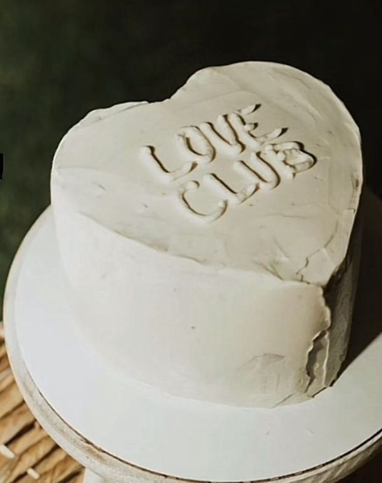 Single Layer Cake~ AKA "The Love layer" - OR ELOPE