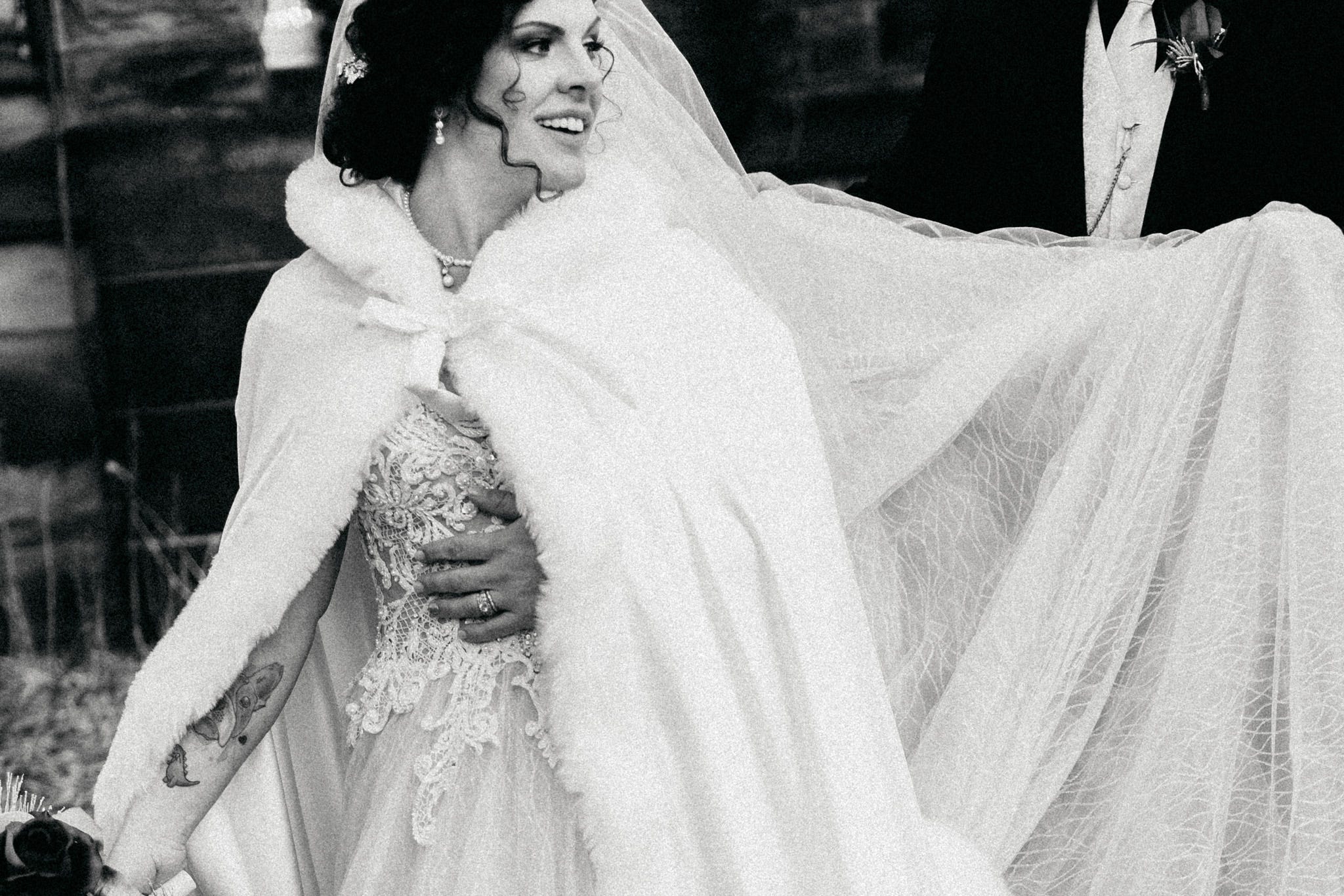 How to Plan a Winter Elopement - by Izzy & Kyle