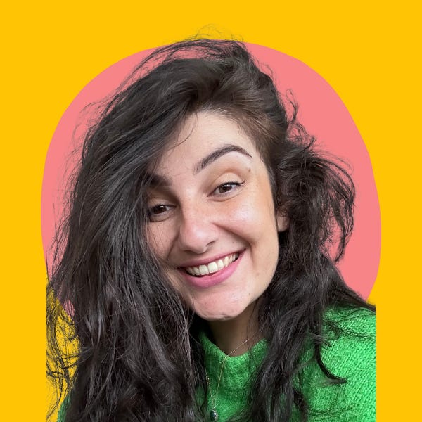 Julianne Aknine | Substack