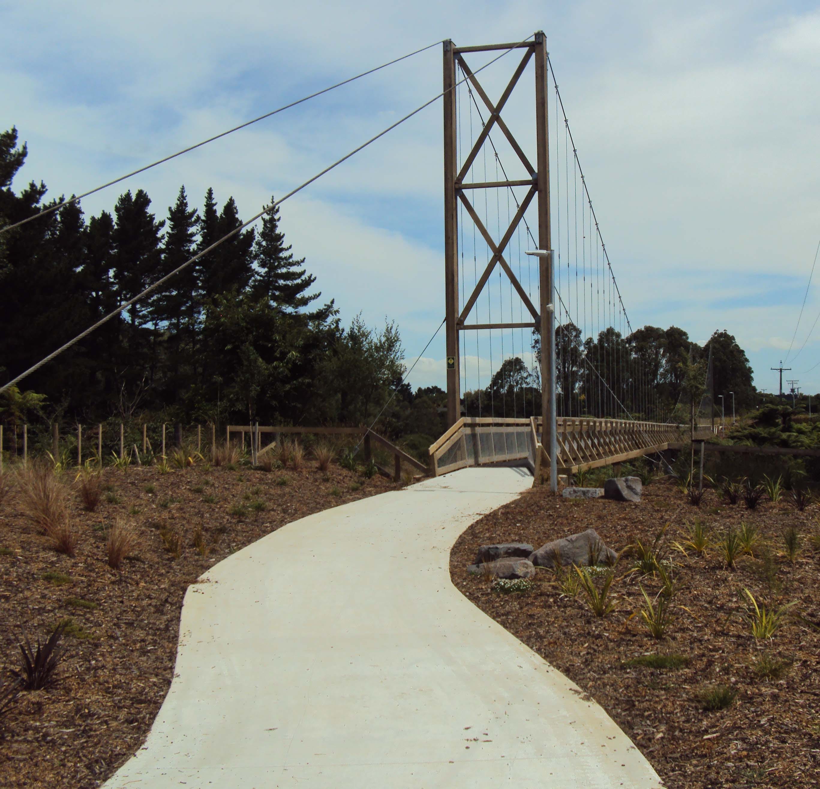 Tamahere Allan Turner Walkway / Bridge - by Peter H