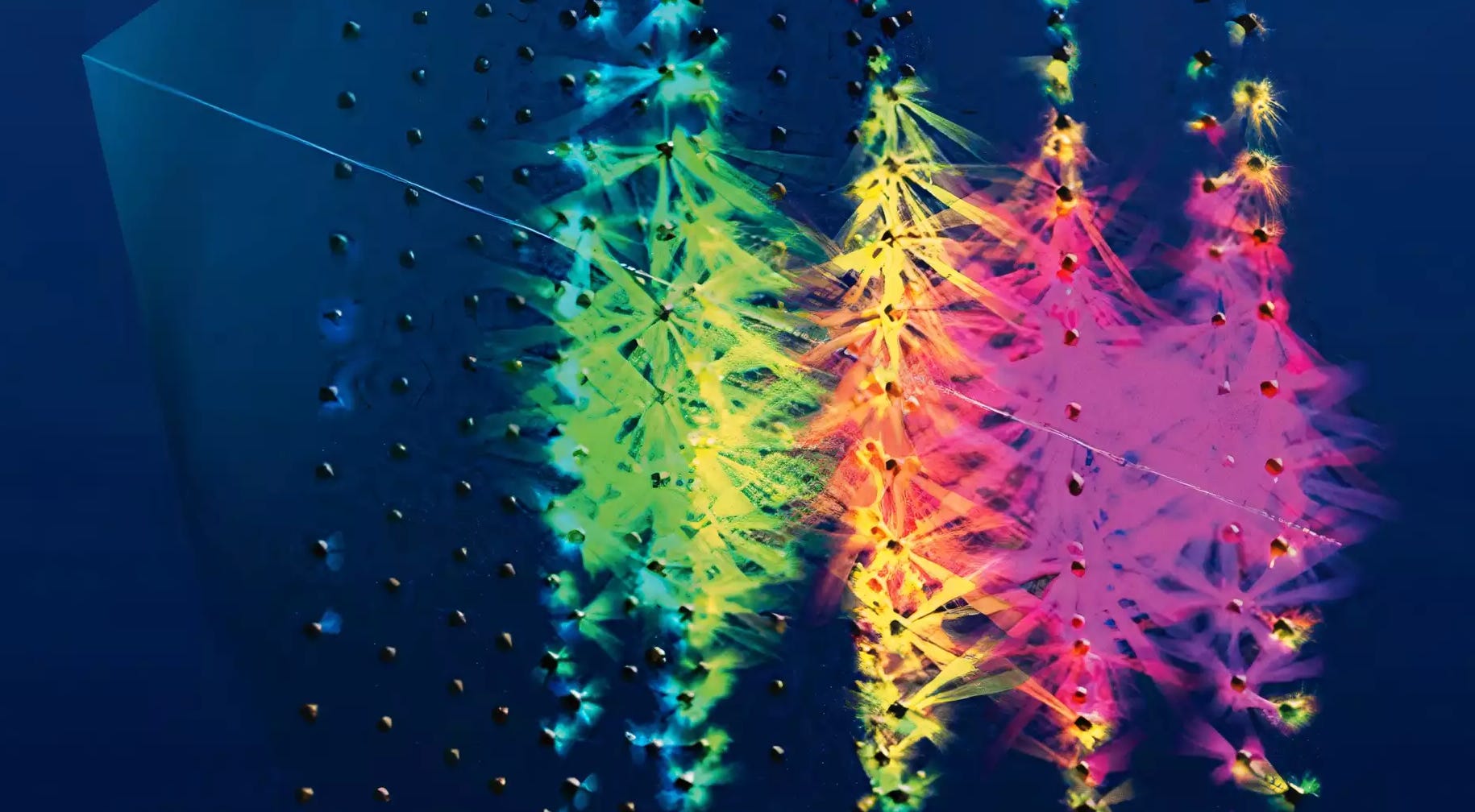 Cubits, Νετρίνα, Τομακακ. - by Achilleas Lazopoulos