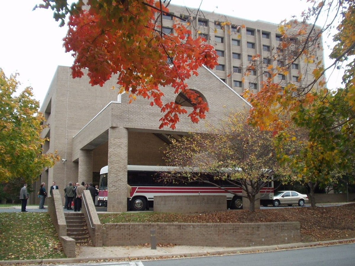 Quantico - FBI Akadémia - Tiboru mesél