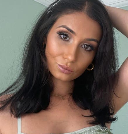 Zoe Anahita | Substack