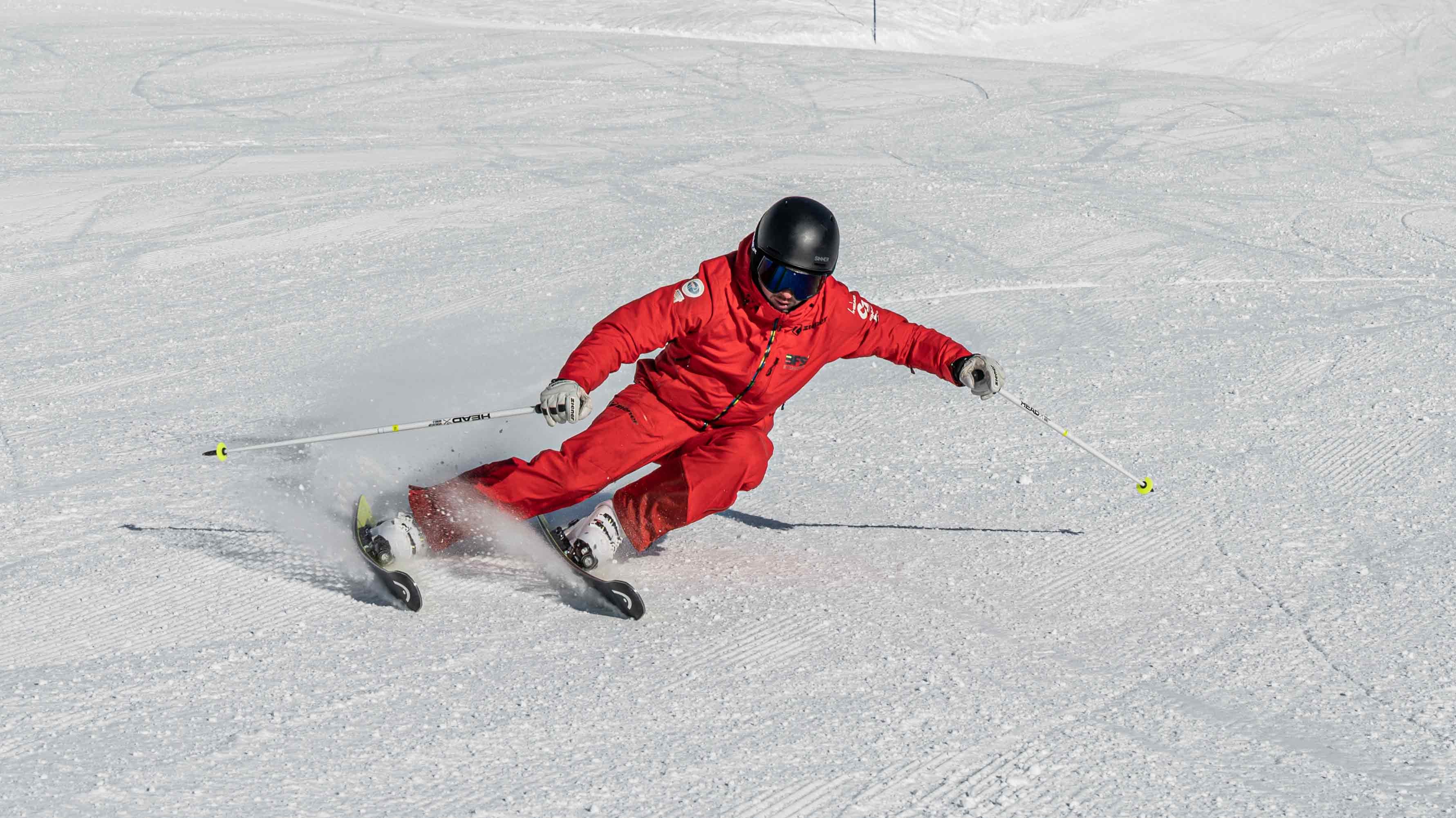Mastering the Art of Functional Skiing: 3 Secrets to Perfect Long Turns