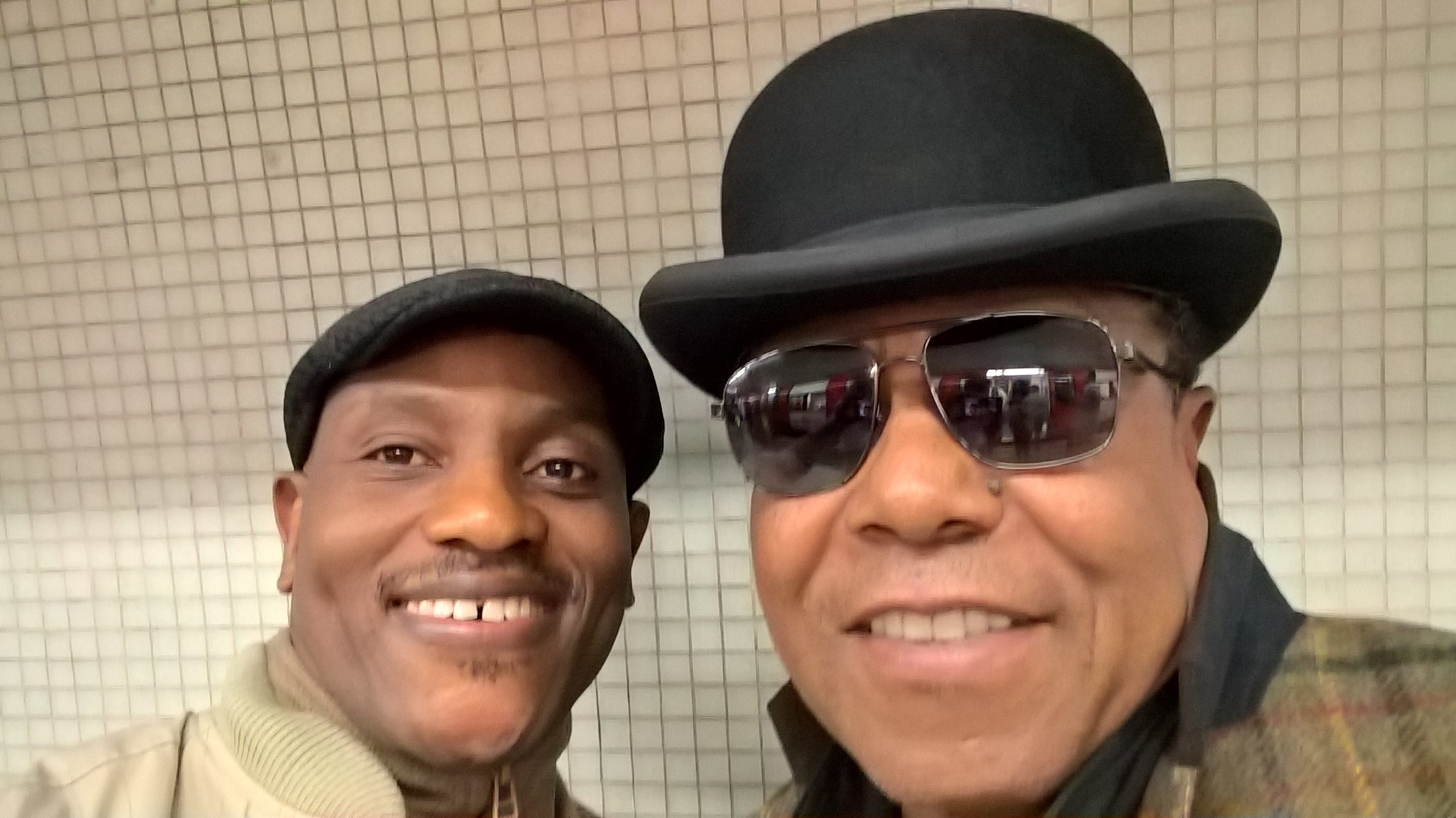 My Tribute to Tito Jackson: A Memorable Train Encounter
