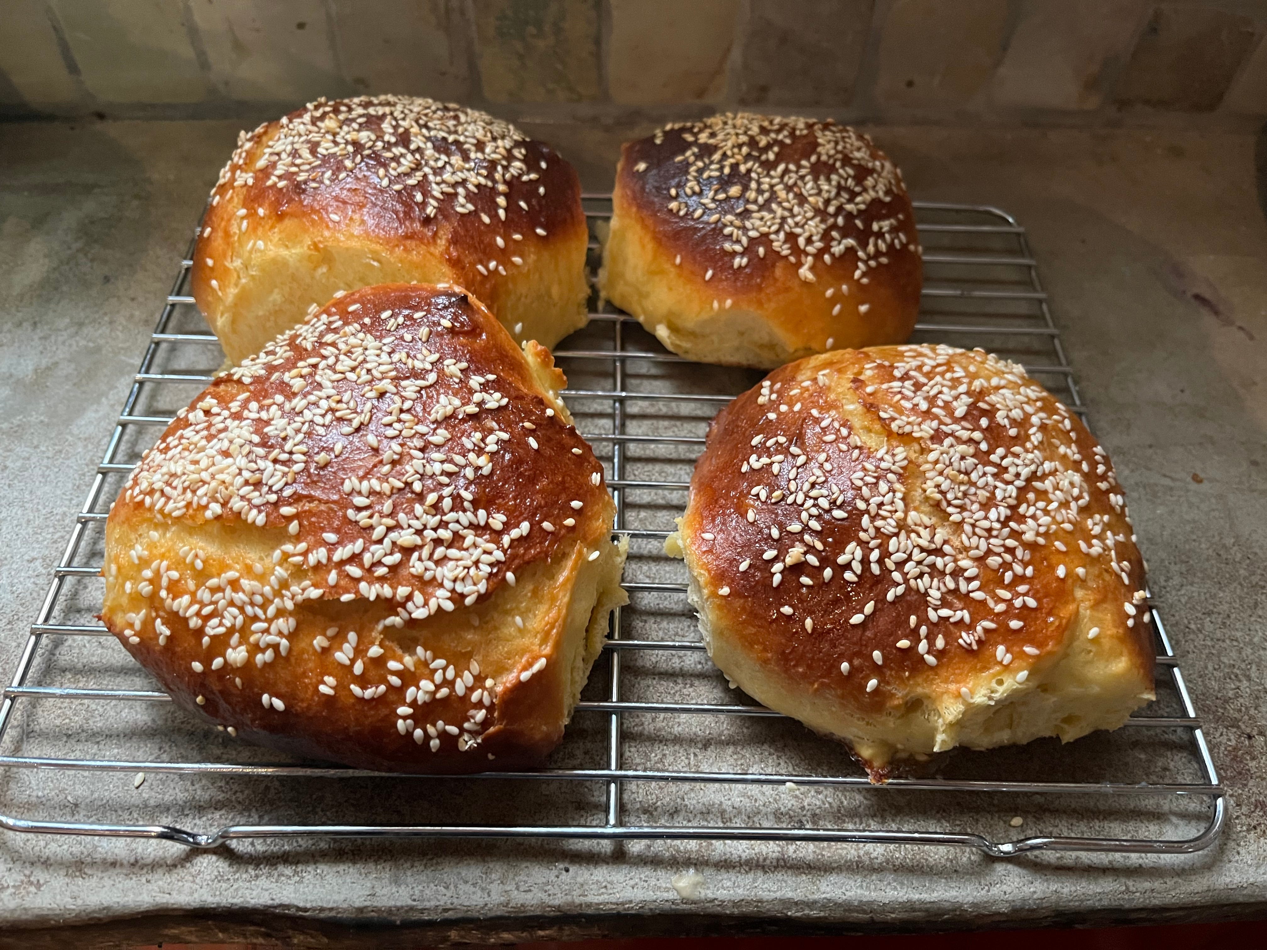 Brioche-style Burger buns - by Will Taylor