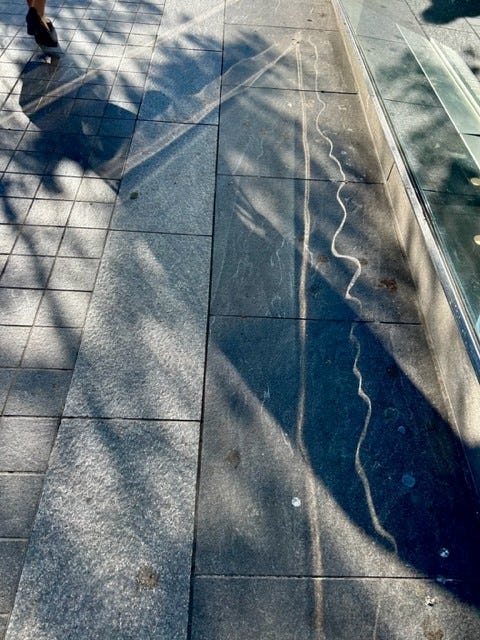 On repeat - by Genevieve - Cold Cream