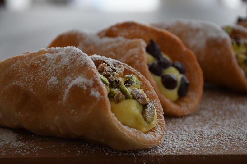 Cannoli Siciliani - Backstory Serial