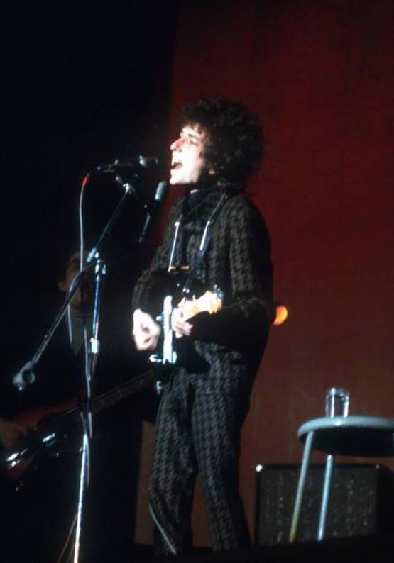 New Video Footage of Dylan's Second 1966 Concert