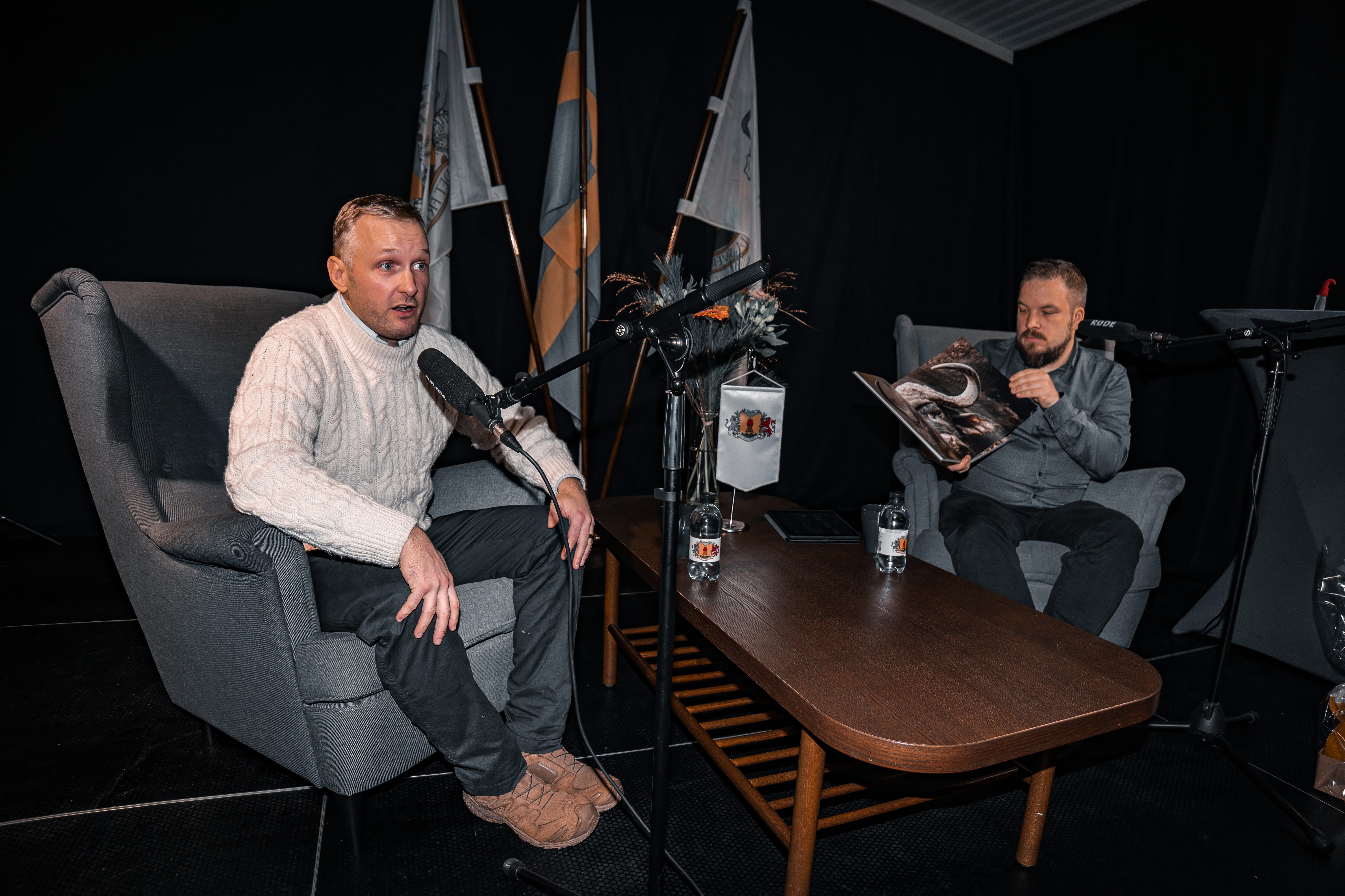 Specialavsnitt: Diskussion om Nordisk Försvarspolitik med Jeff Ahl på Raka Rör