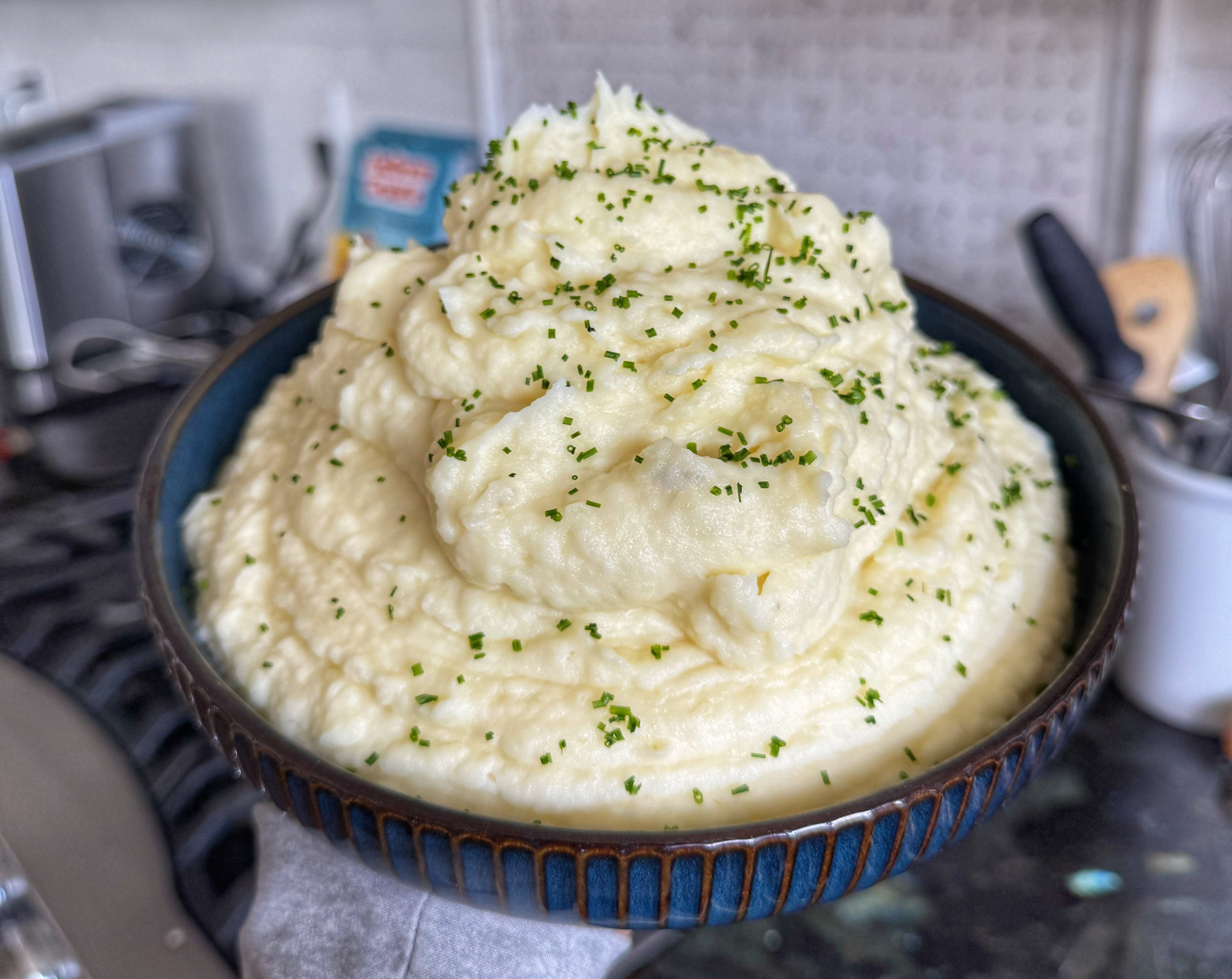 Fluffy and Creamy Mashed Potatoes - by andrew gruel