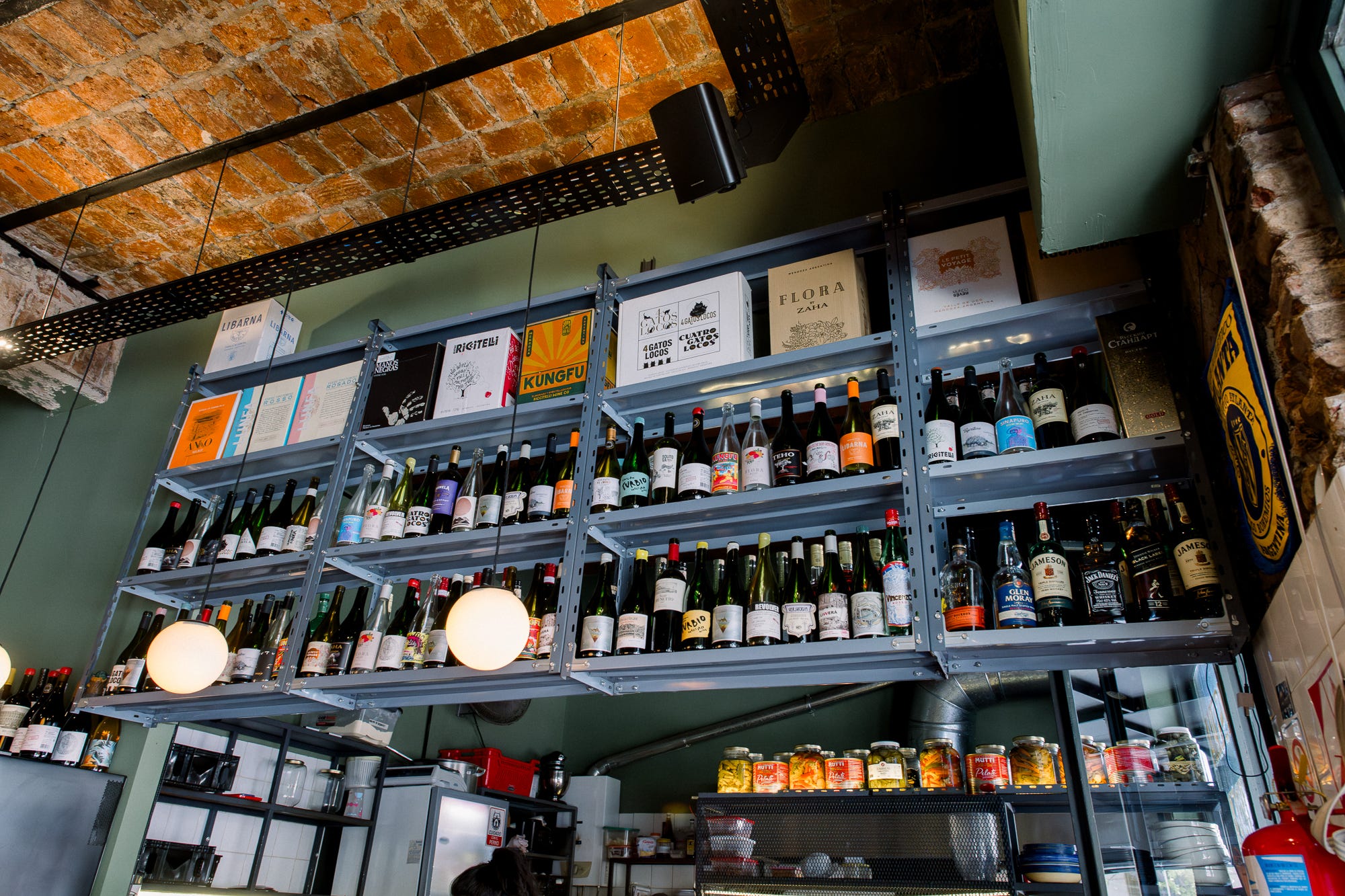 Restaurant Spotlight: Canti Bar - by Tim Fitzgerald