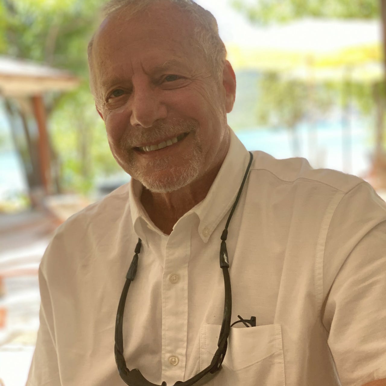 Join Robert Issenman’s subscriber chat