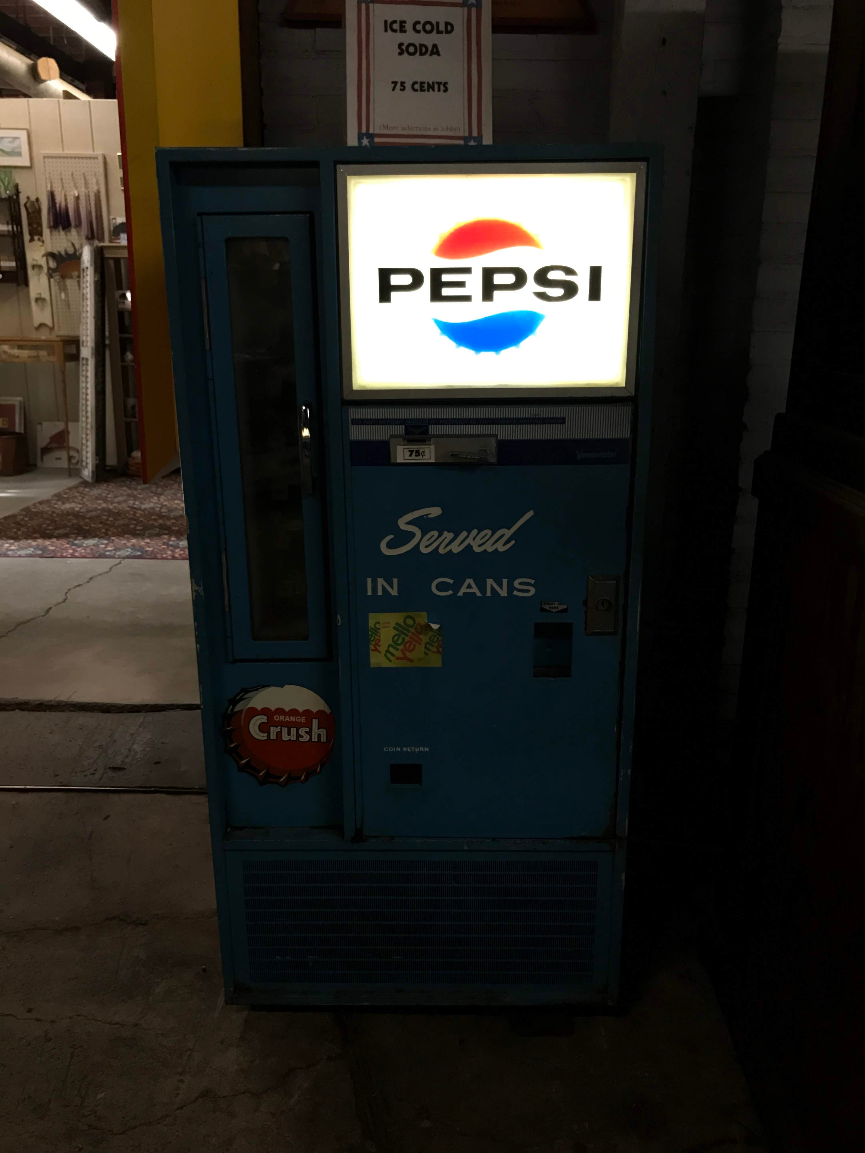 Pepsi's new retro logo and the evolution of an icon as seen on the ...
