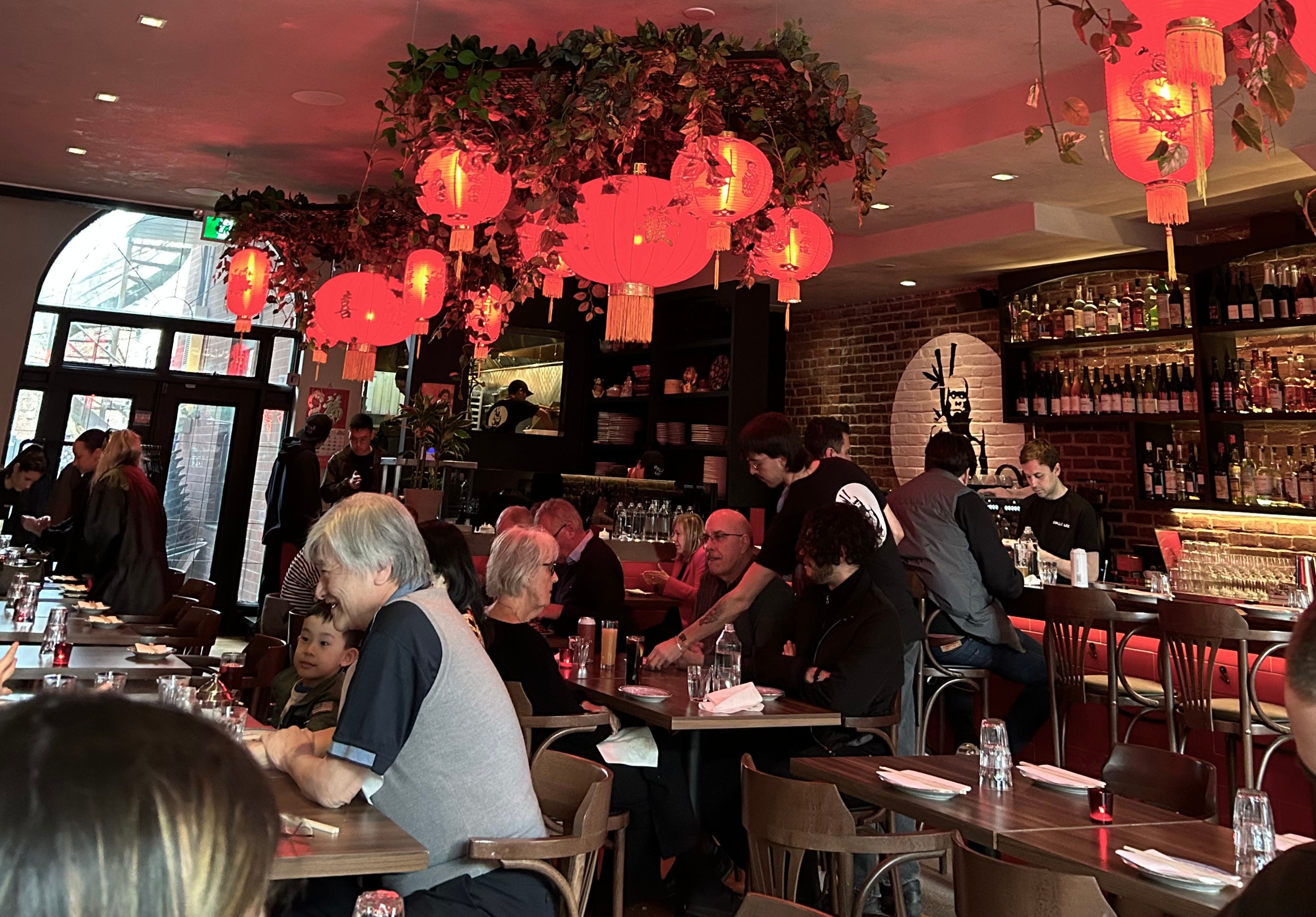 Restaurant review: Oncle Lee - by Lesley Chesterman