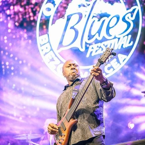 Kevin Spacey rushed to hospital; Vanna White missing from "Wheel of ...